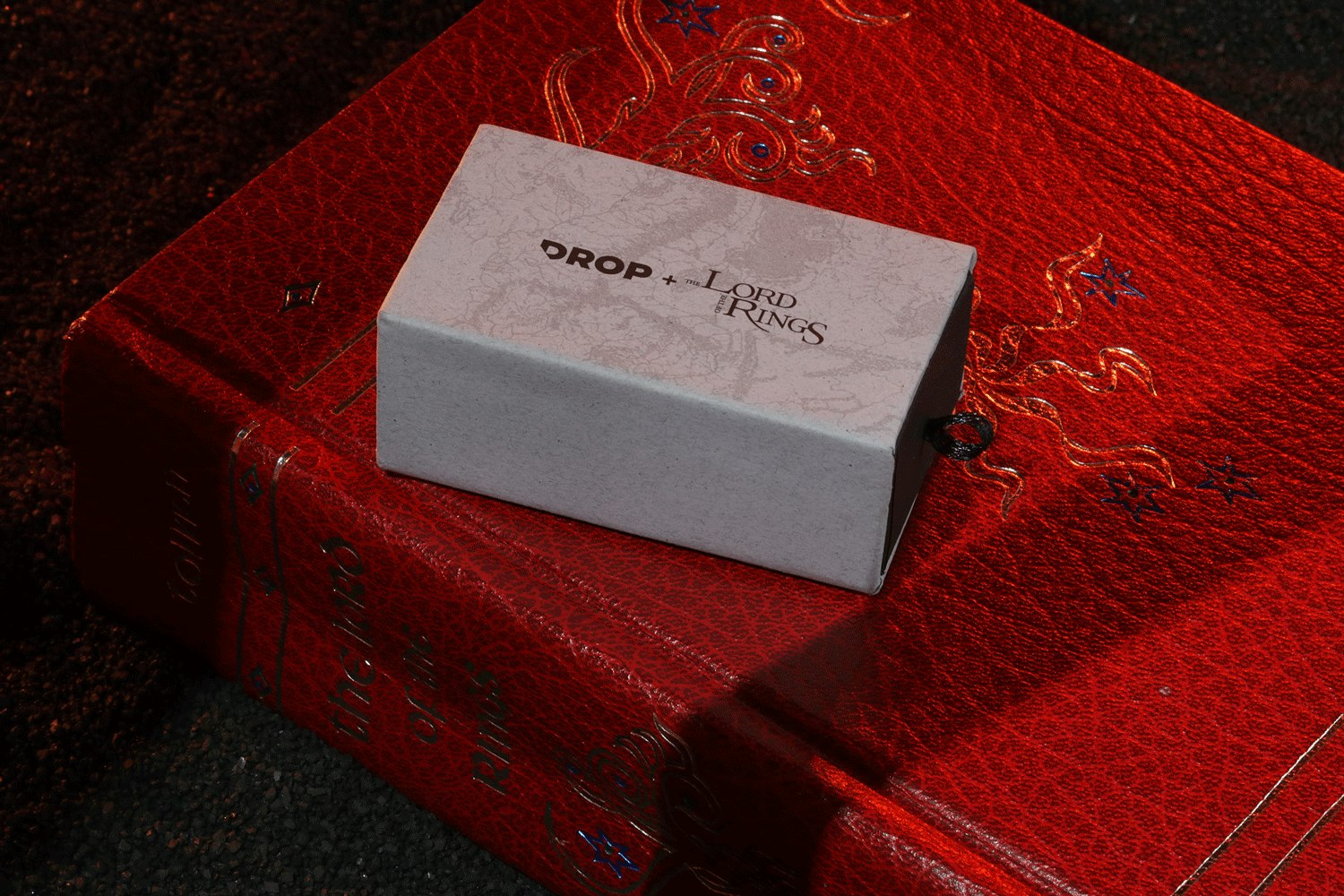 Drop + The Lord of the Rings™ Mordor™ Artisan Keycap - The Eye of Barad ...