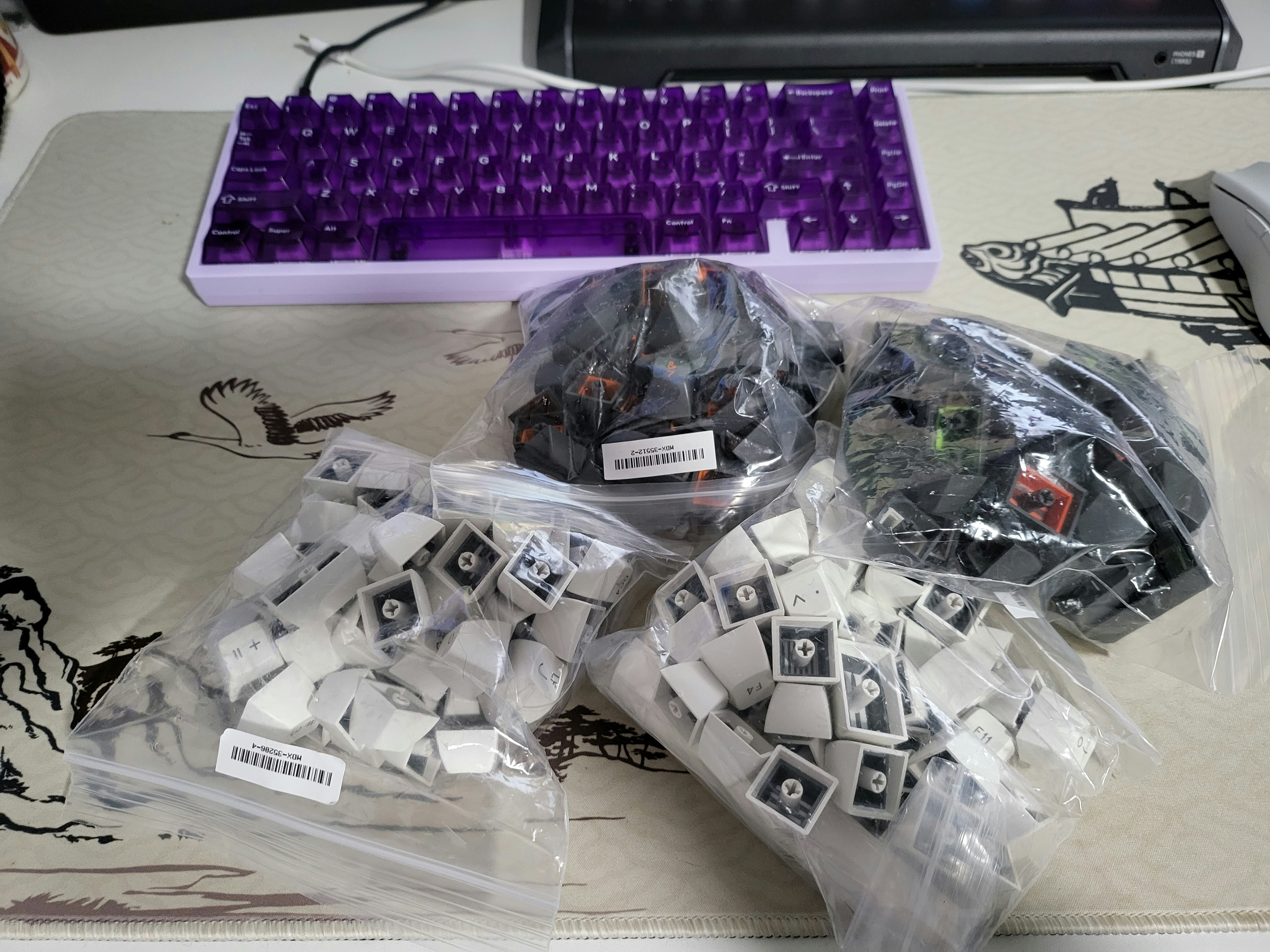 So many good random keycaps | Drop