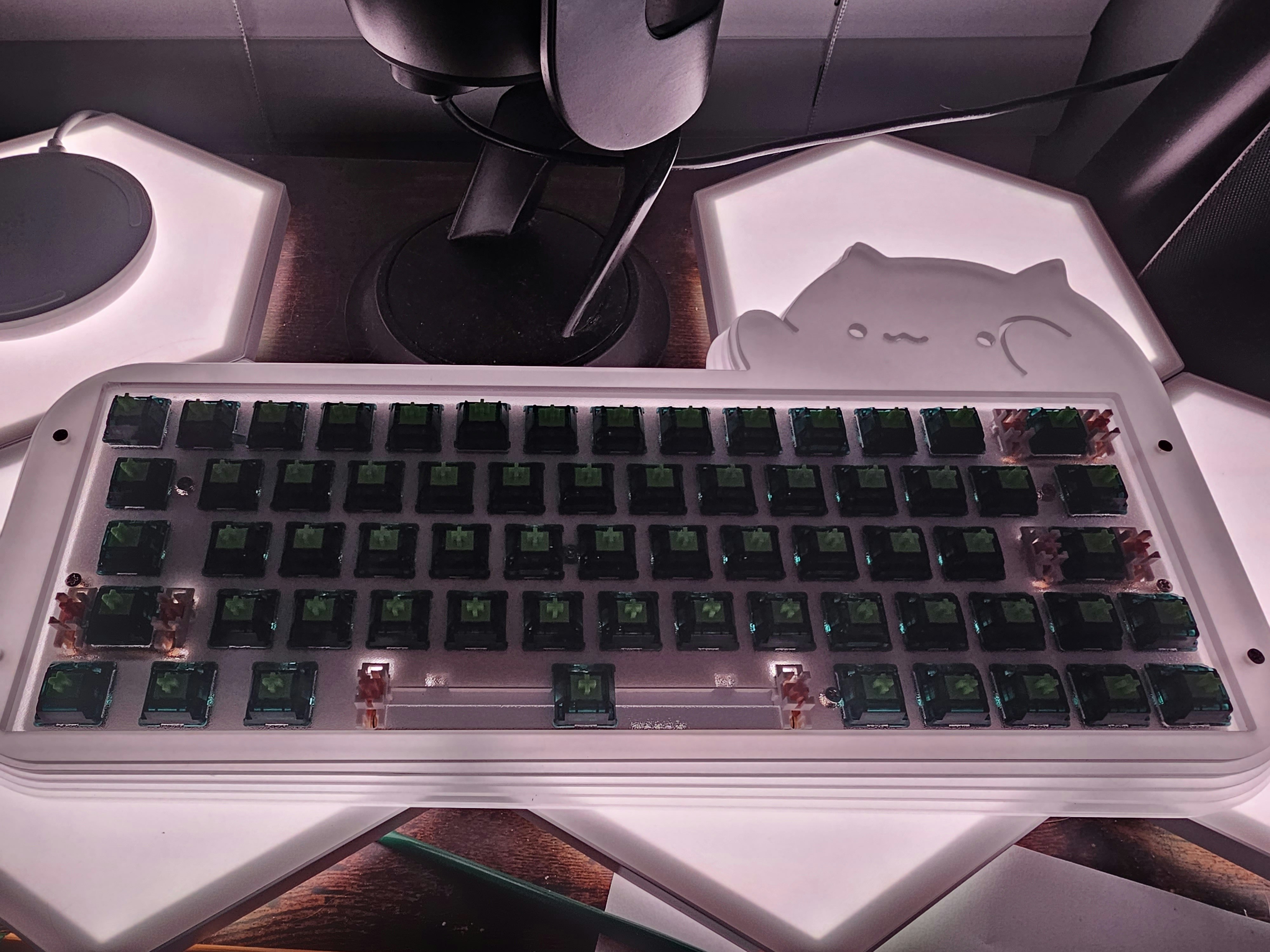 The Bongo Cat Acrylic Barebones Keyboard | Mechanical Keyboards | Mini ...