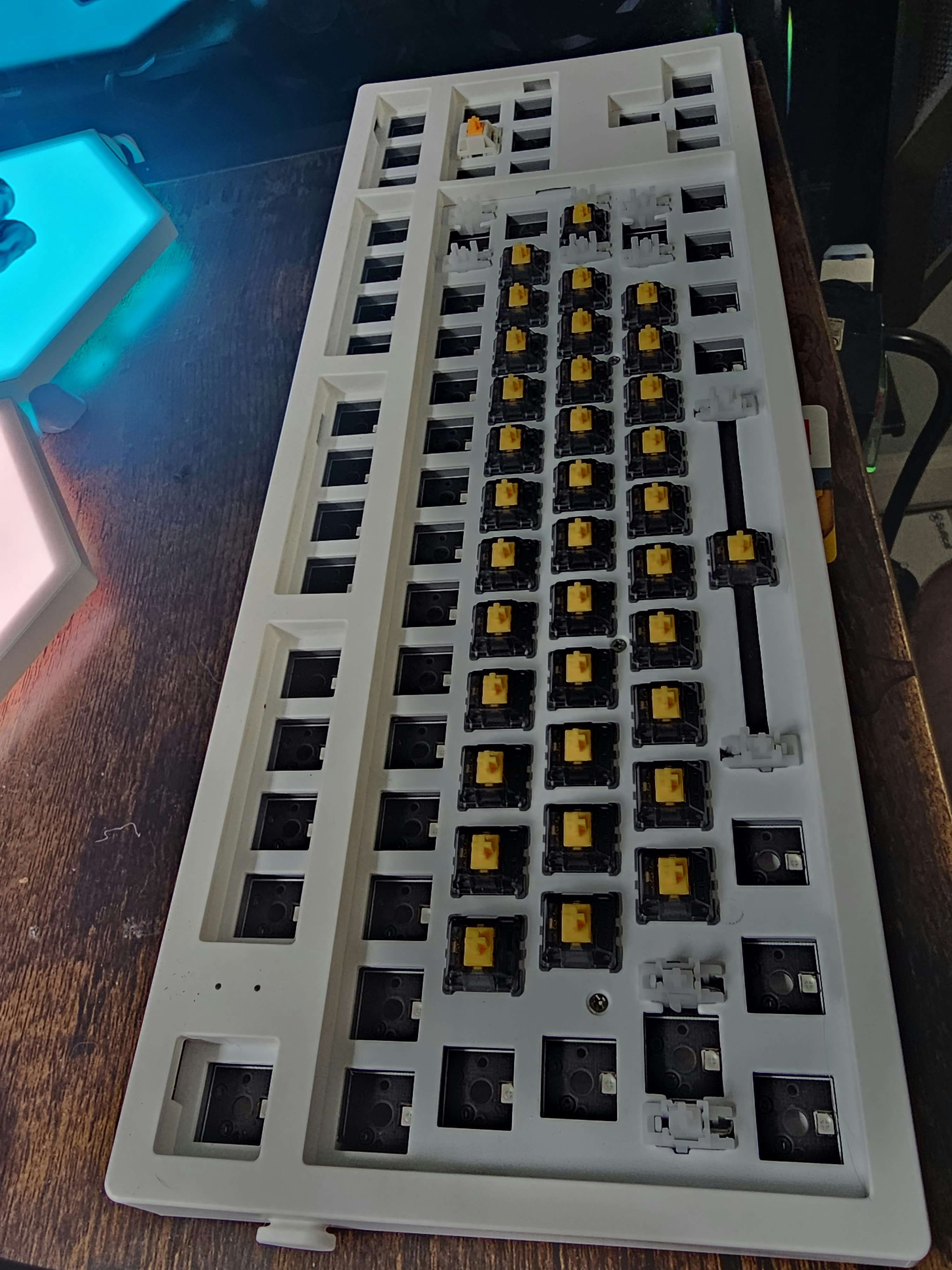 Flesports MK870 Barebones TKL Mechanical Keyboard | Mechanical ...