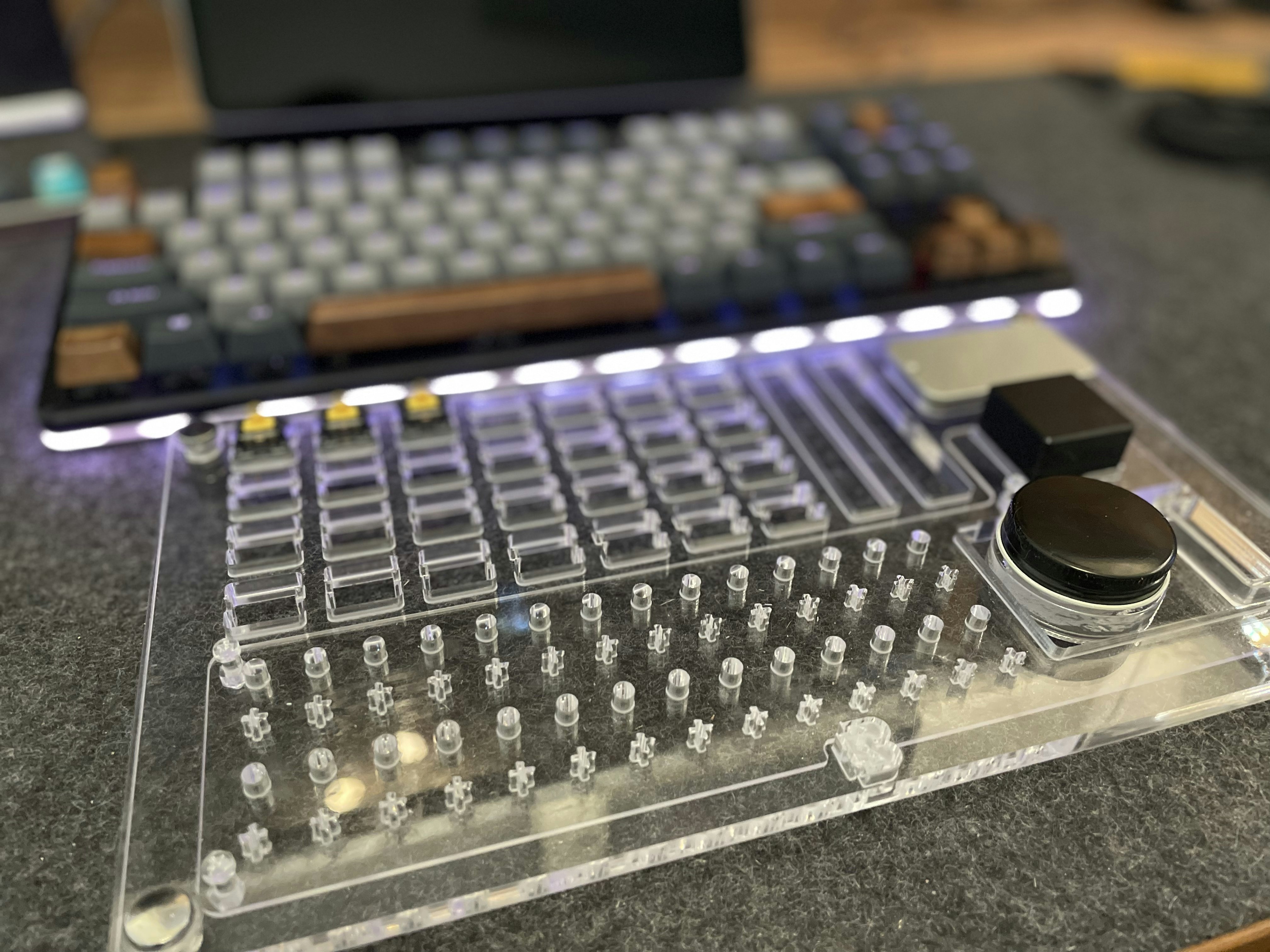 silver wolf macro pad | Drop