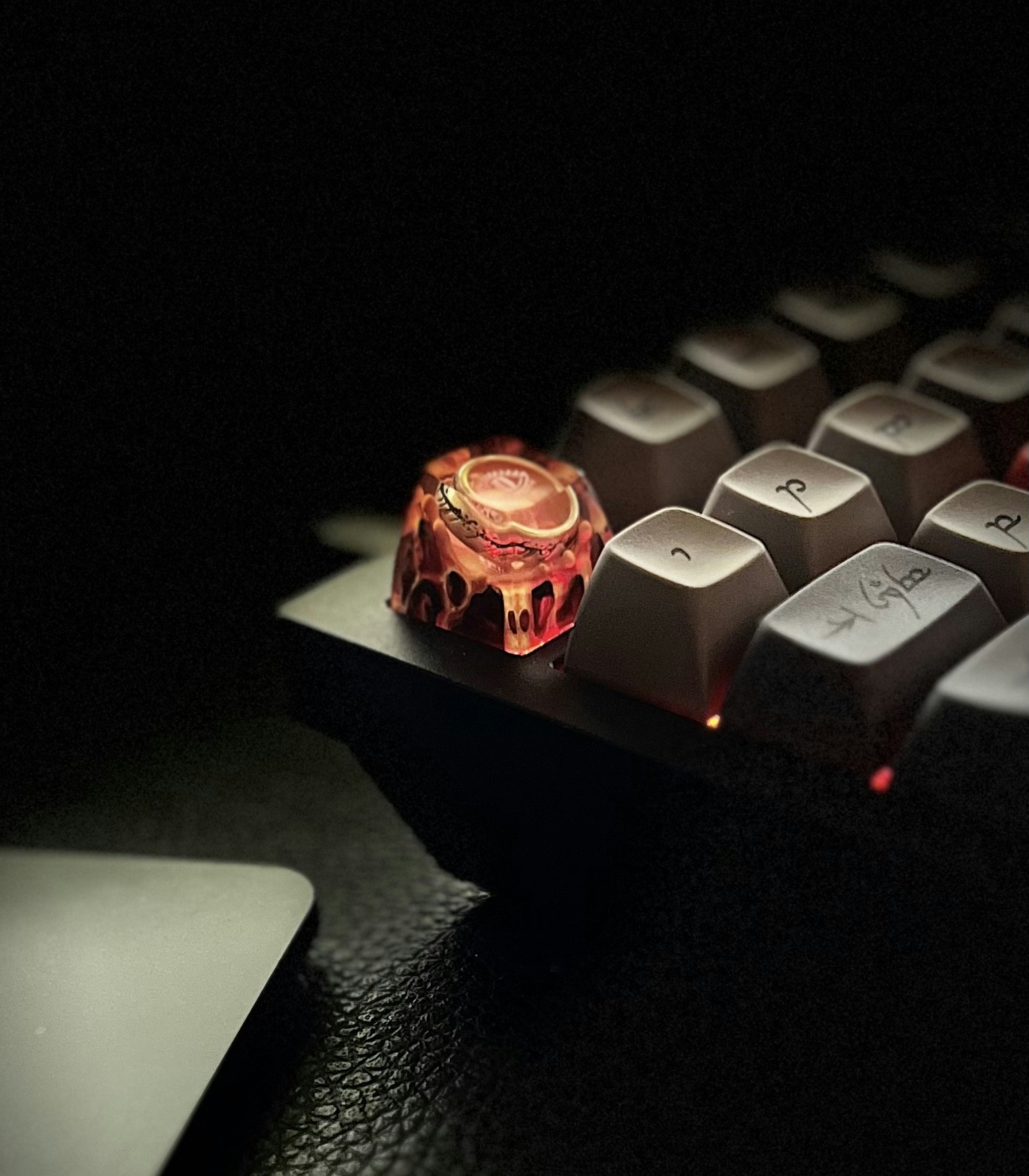 Drop LOTR One Ring Mount Doom Keycap