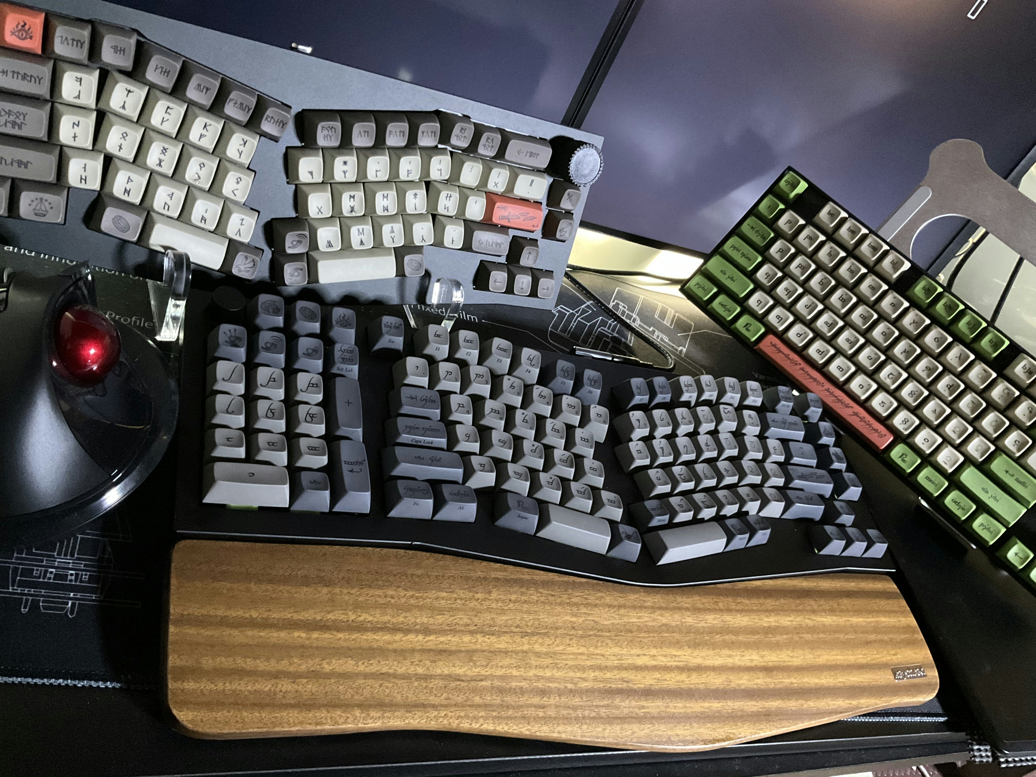 coyote tokyo60 v4 // lubed gazzew u4t bobas // mk ultra plate foam // everglide v2 stabs // drop ...