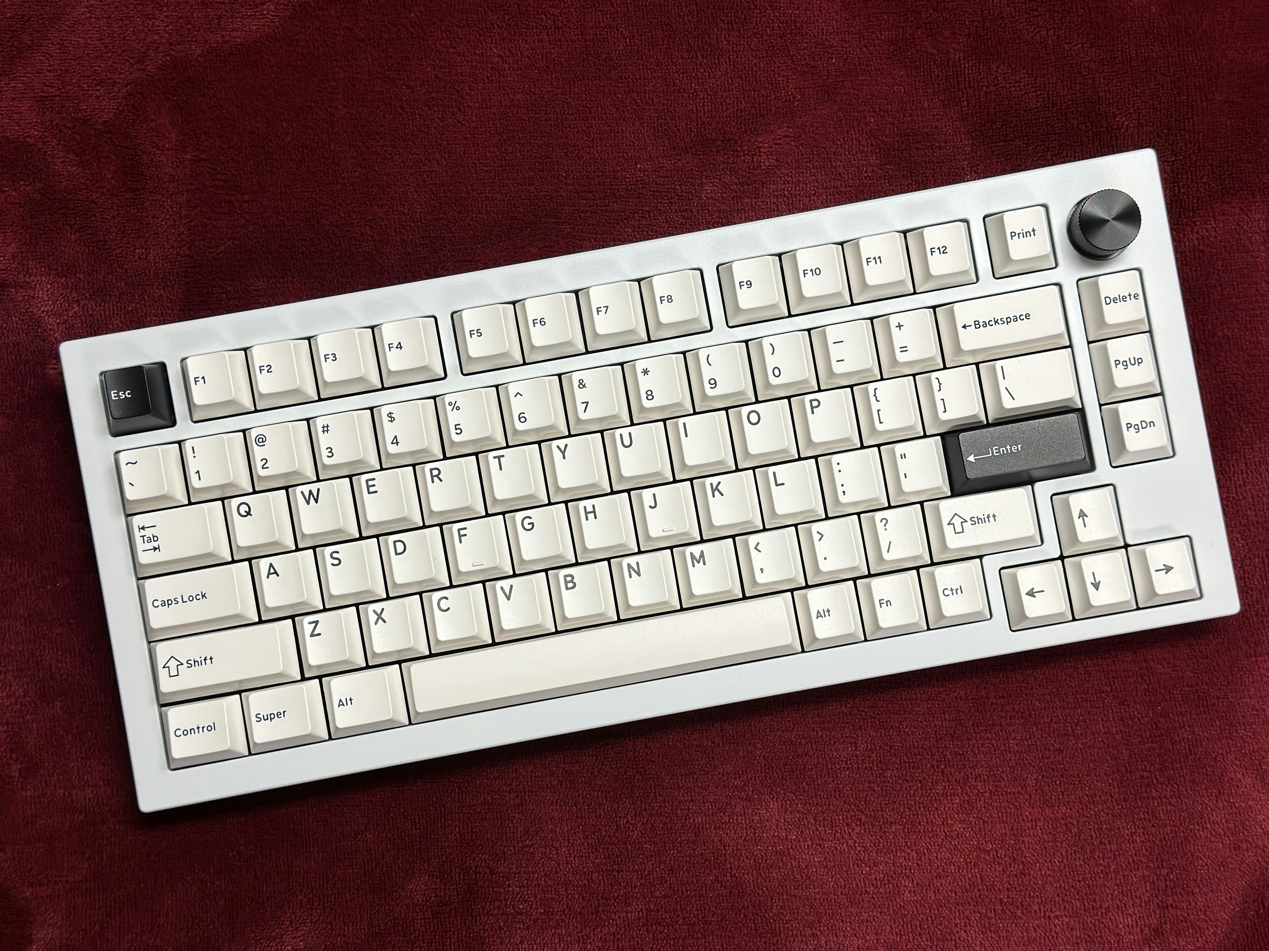 Clean keycaps | Drop