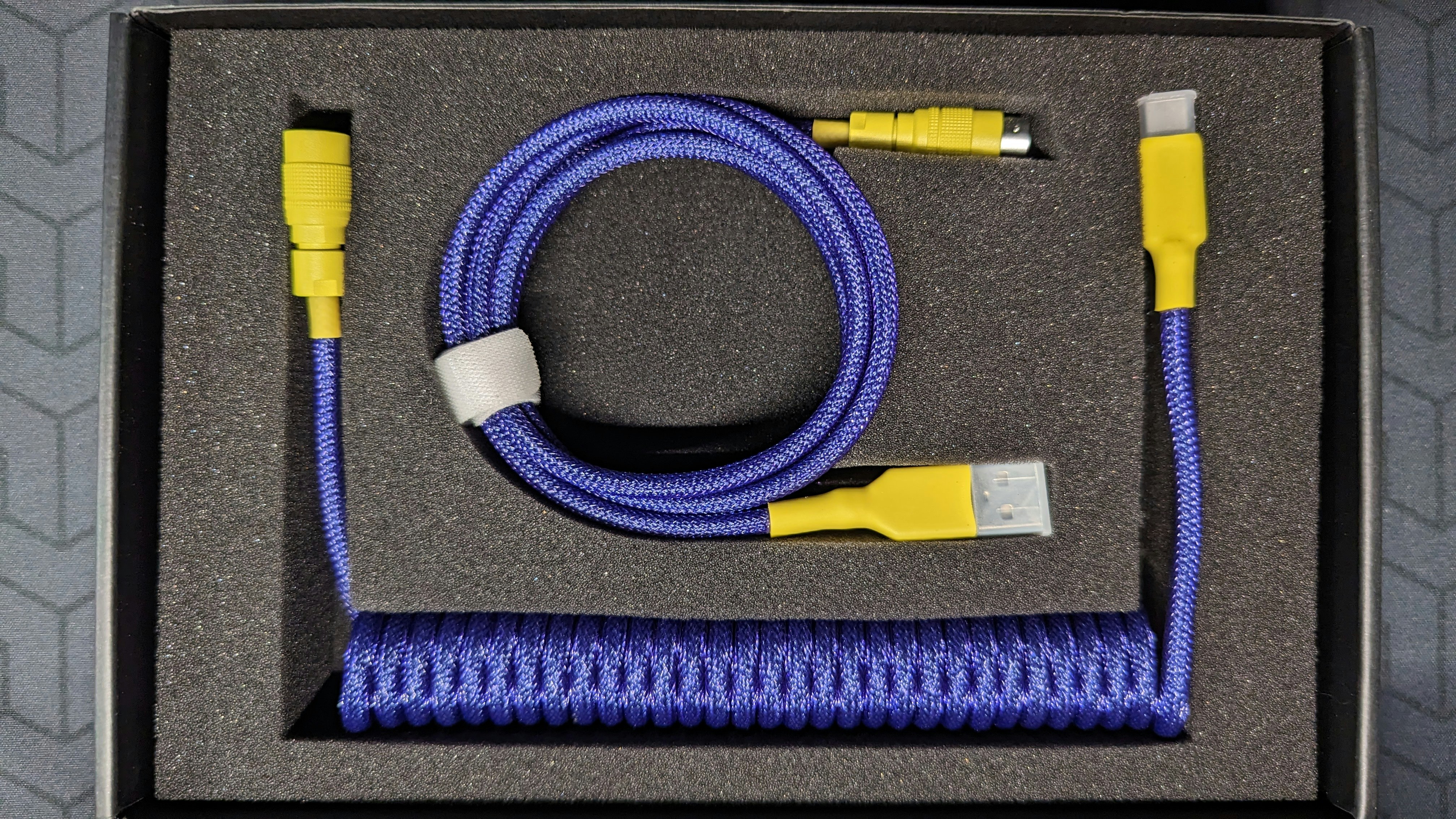 Drop CYBER Cable