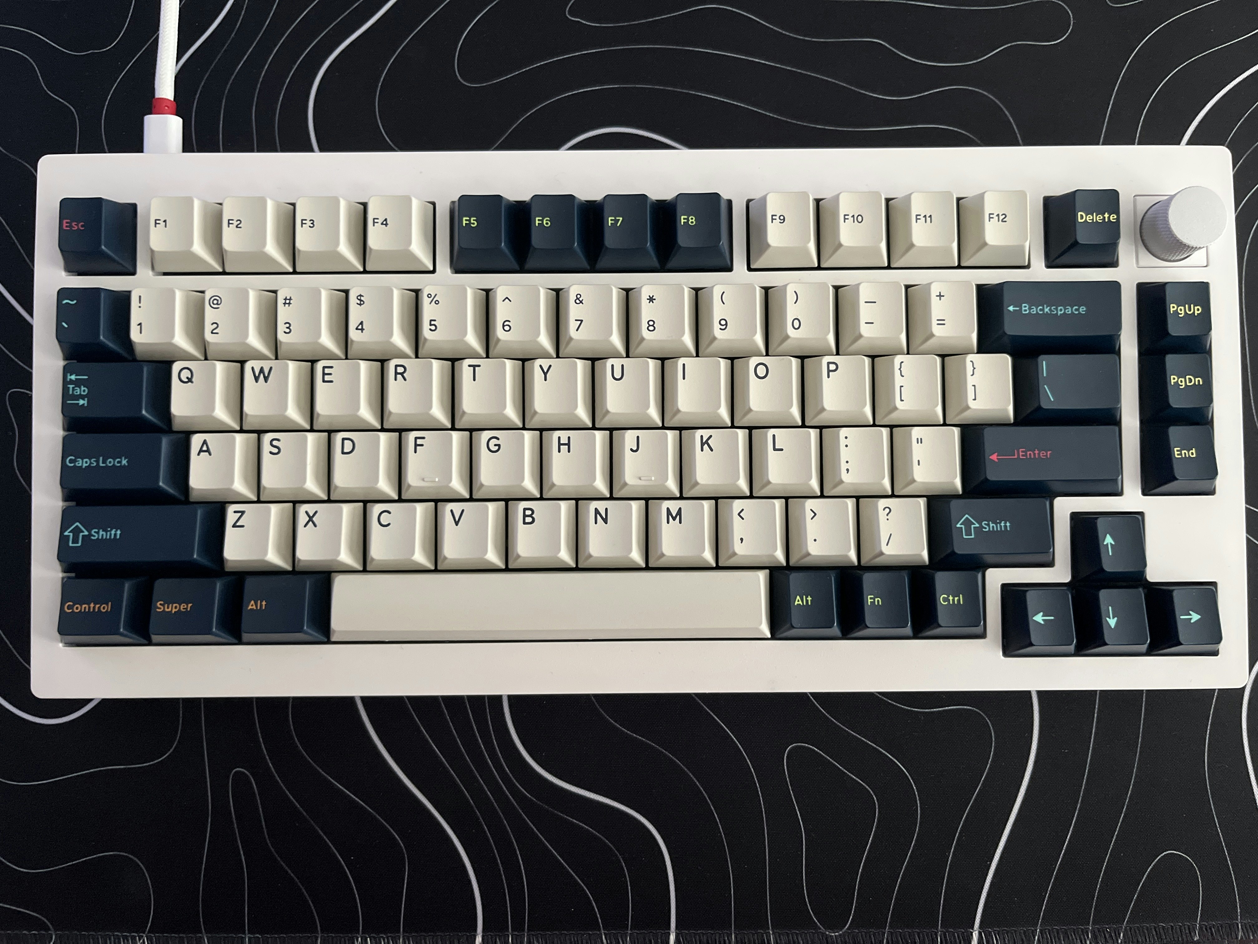 DCX Solarized on white keychron V1 | Drop