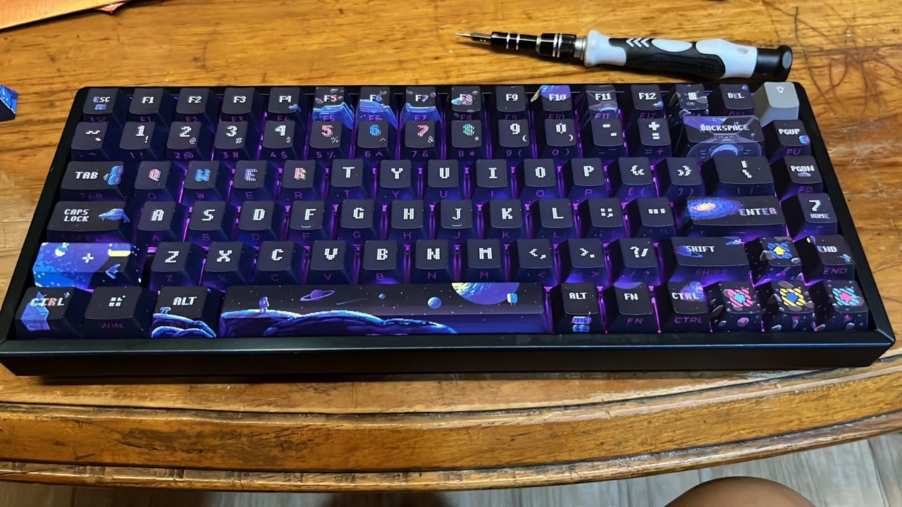 Piifox Universe Side-Legend PBT Keycap Set | Mechanical Keyboards ...