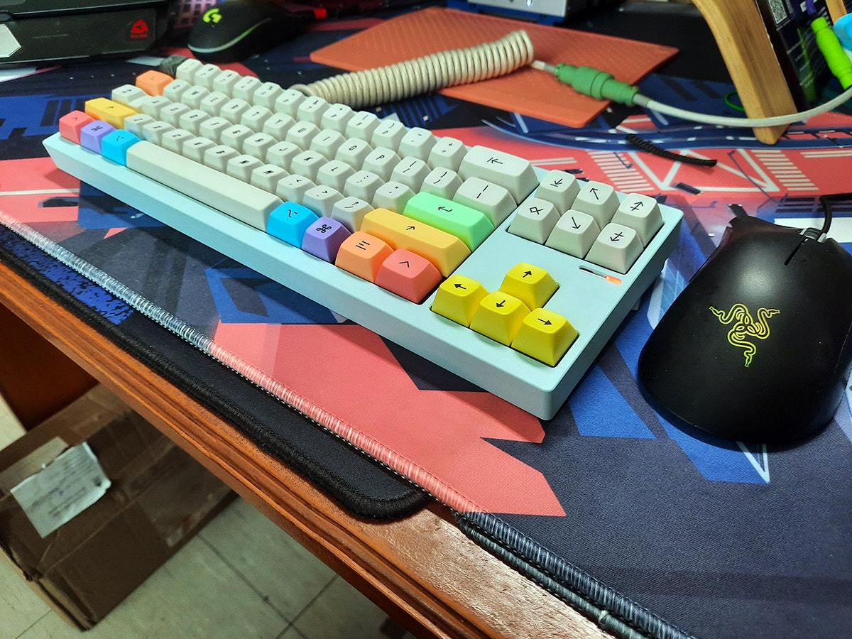 An original Alien inspired keycap set - (enthusiastic newb) | Drop