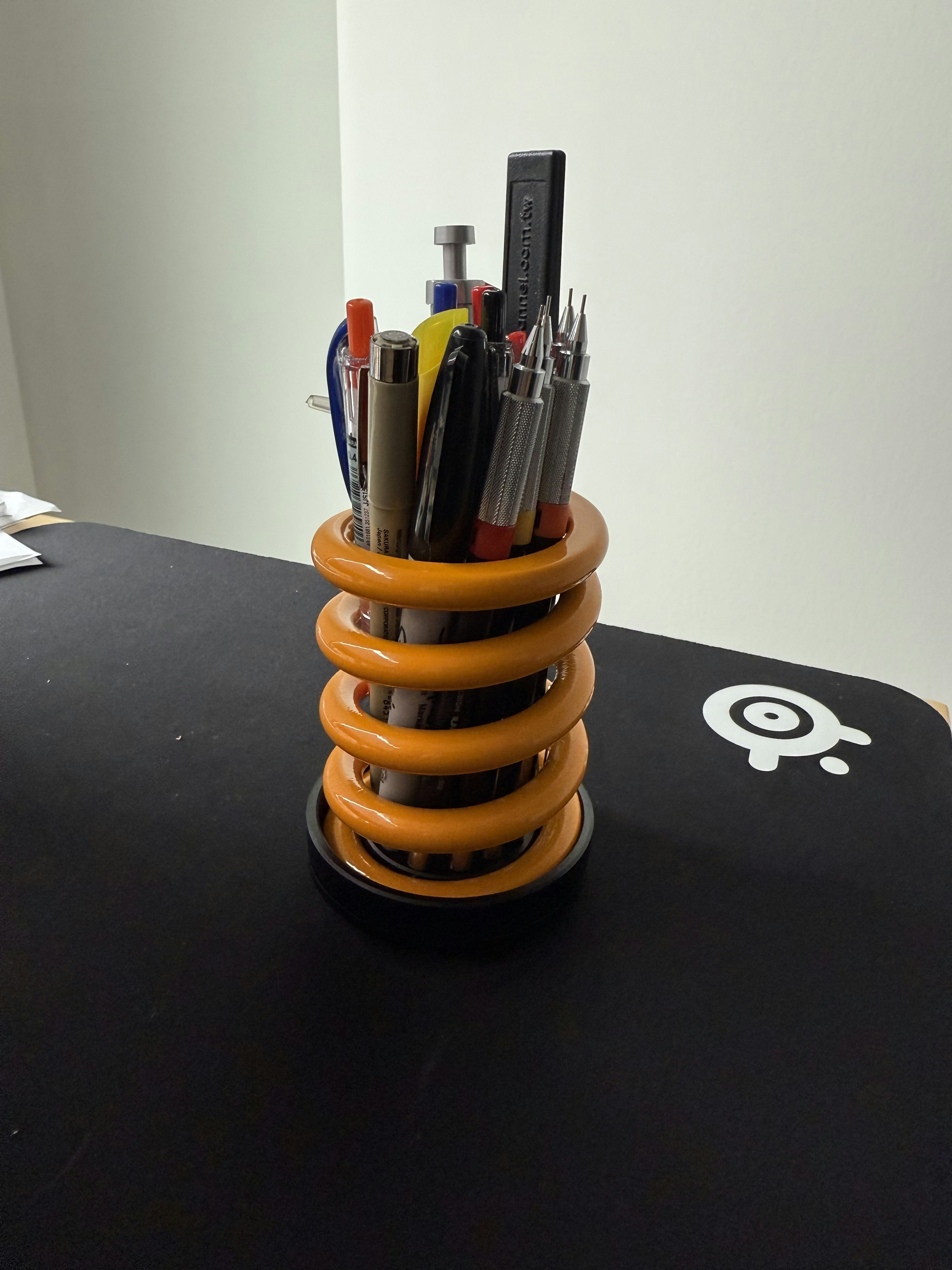 DOIO Suspension Pen Holder | Battlestations | Desk Accessories | Other ...
