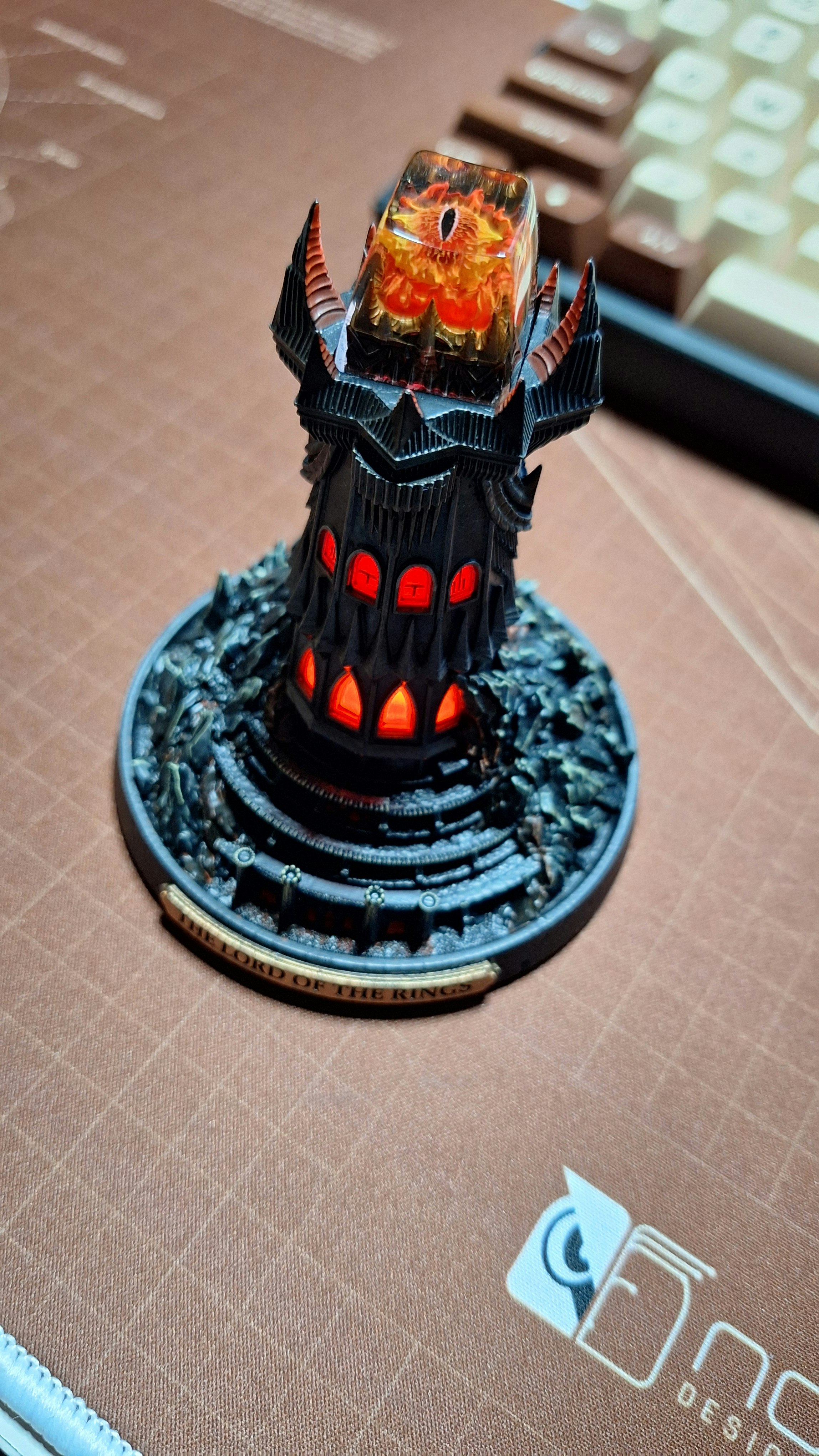 Drop + The Lord of the Rings™ Mordor™ Keycap Holder R2 - The Wraith ...