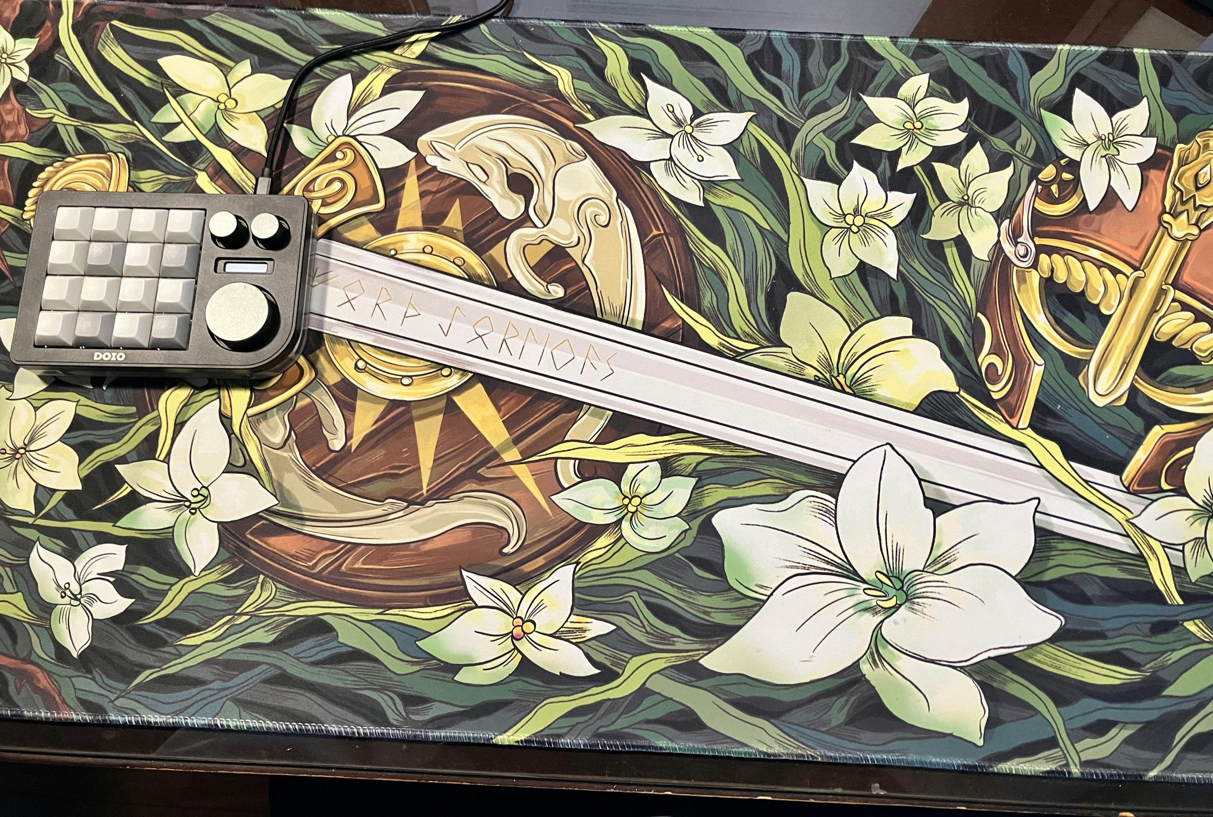 Drop + The Lord of the Rings™ Barrowfield Knight Desk Mat ...