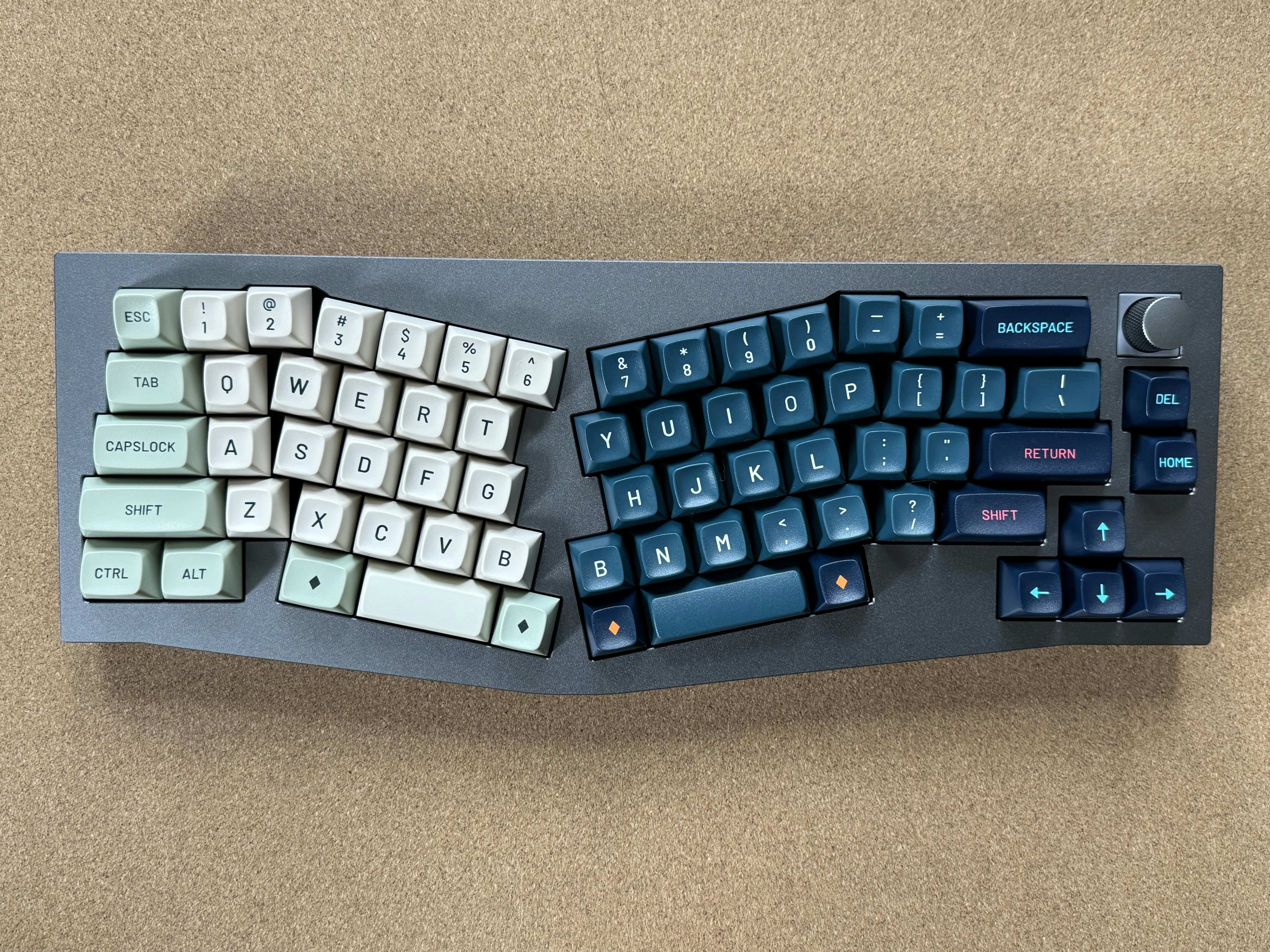 Drop MT3 Solarized Dark Keycap Set - Classic Base | Mechanical ...