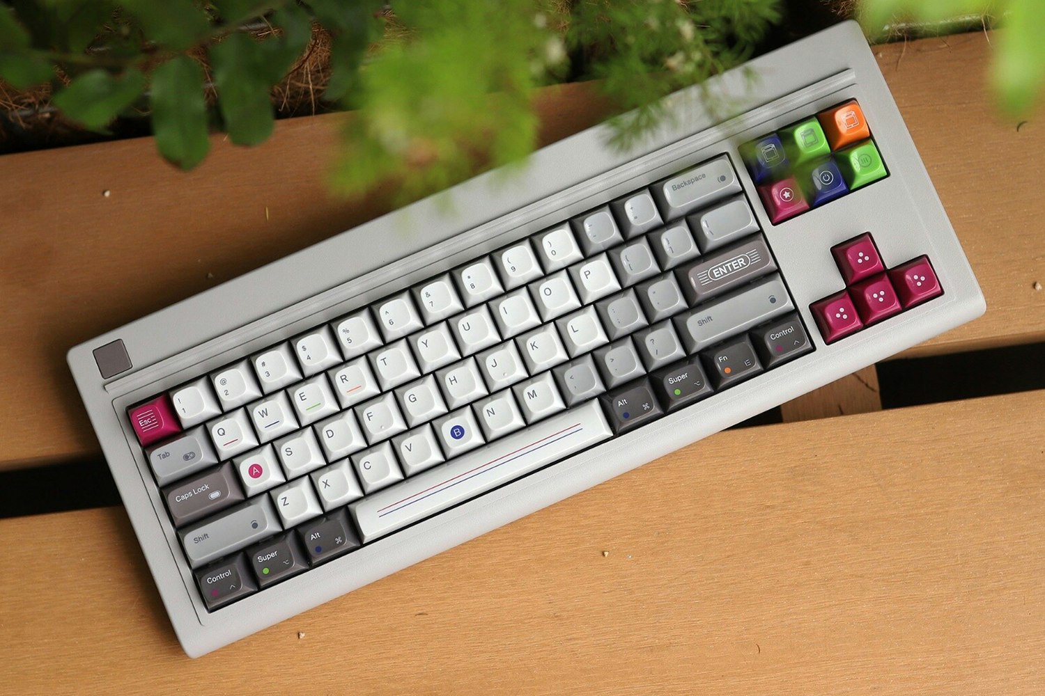 VE.A Custom Keyboard Kit | Mechanical Keyboards | Custom Layout ...