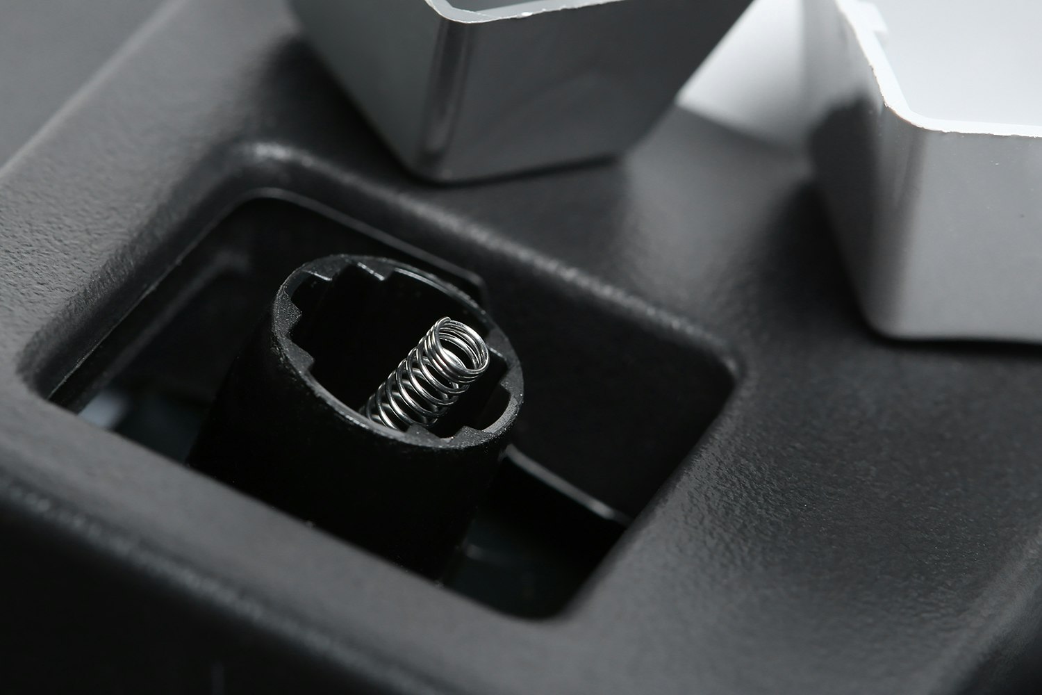 Unicomp Ultra Classic 103-Key Mechanical Keyboard | Mechanical ...