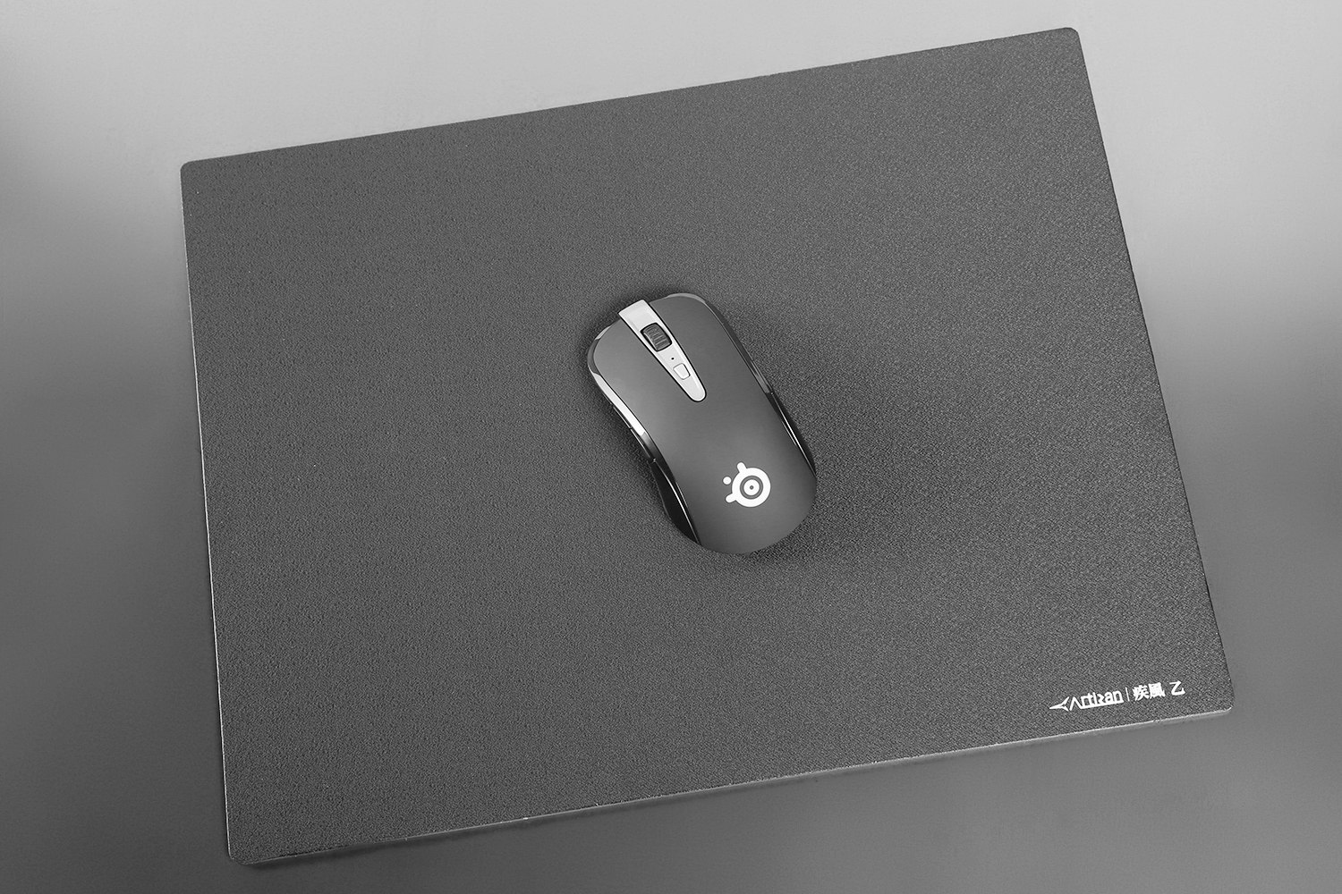 Artisan Hayate OTSU Mouse Pad | Drop