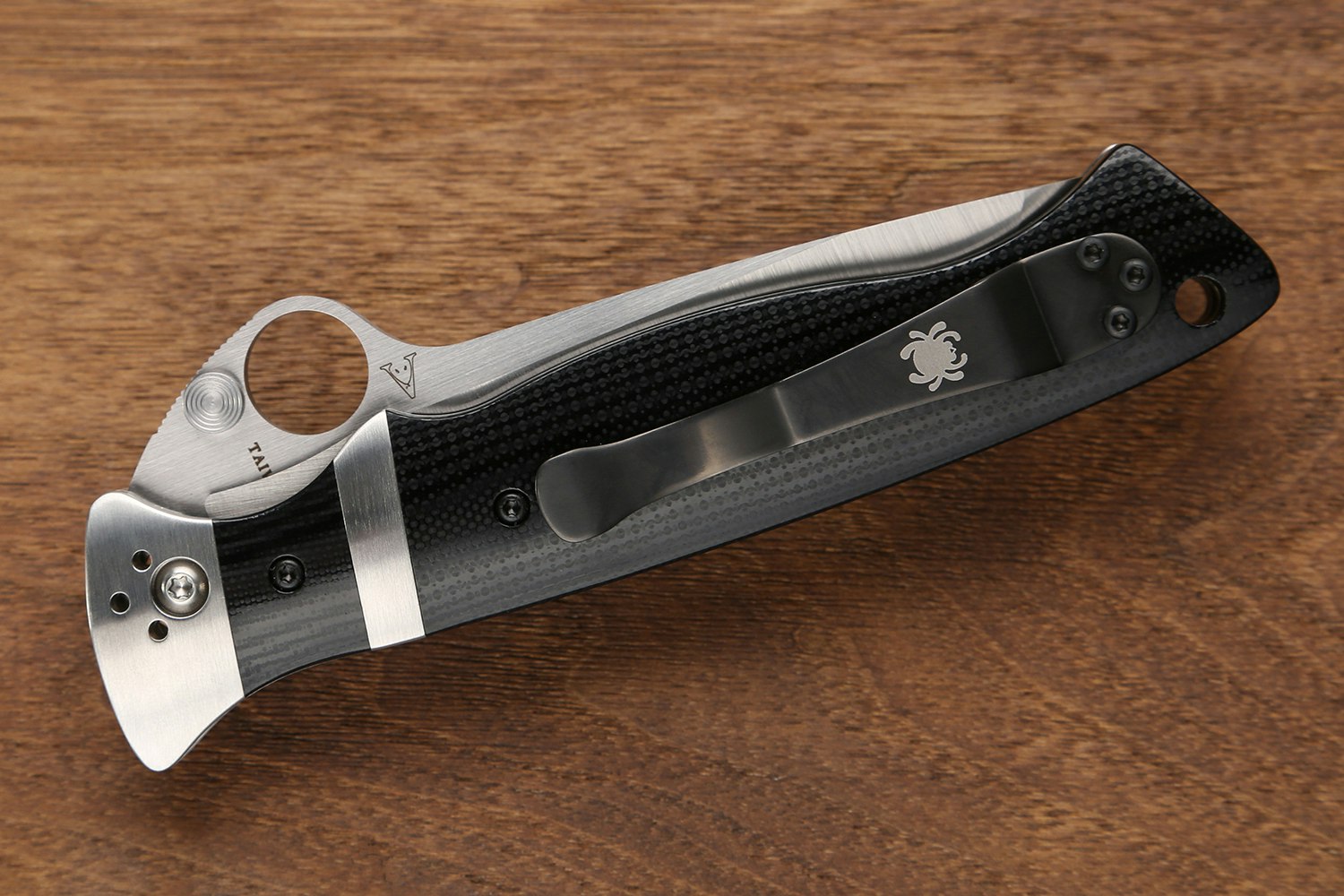 Spyderco Vallotton Sub-Hilt Knife | Knives | Folding Knives | Drop