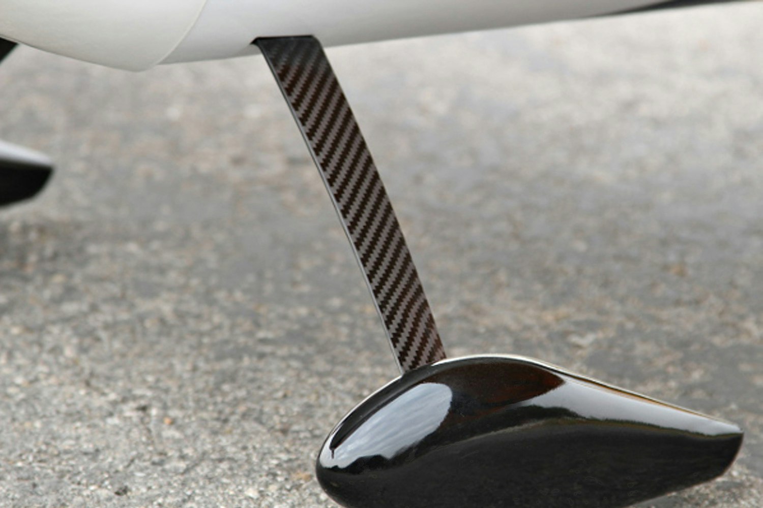 AeroBeez Slick 540 Pro 70" Electric 3D ARF | Drop