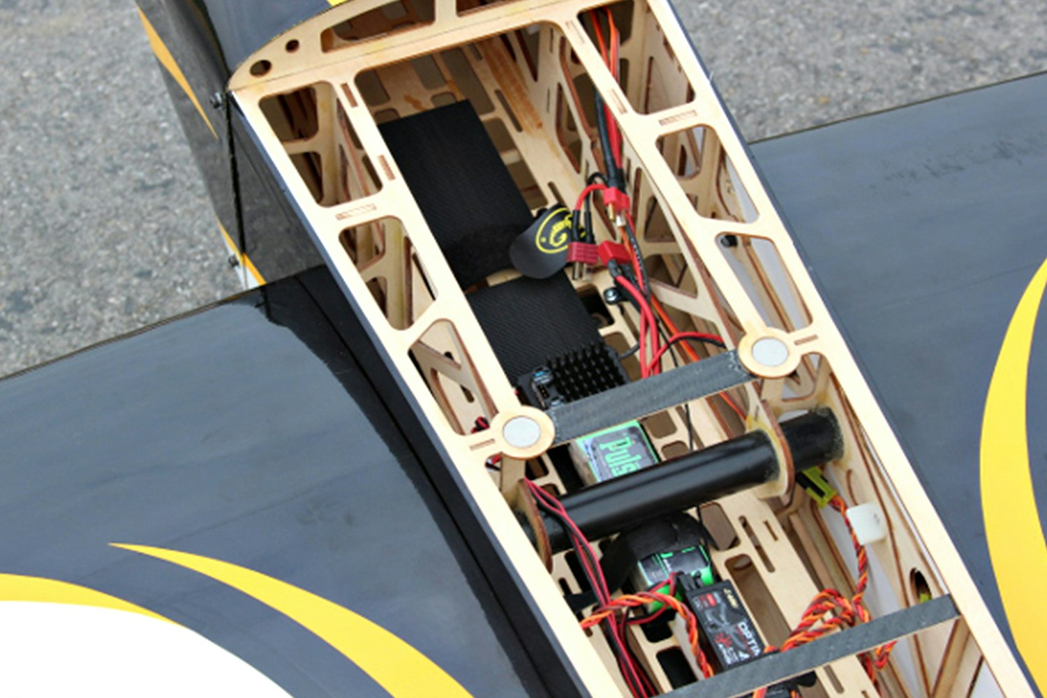 AeroBeez Slick 540 Pro 70" Electric 3D ARF | Drop