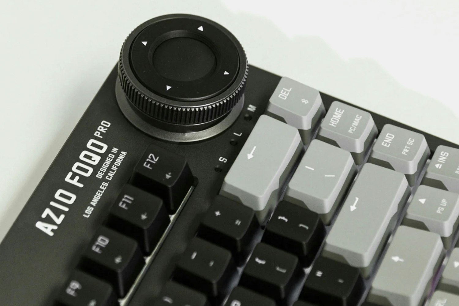 Azio FOQO Pro Wireless Hot-Swappable Mechanical Keyboard | Mechanical ...