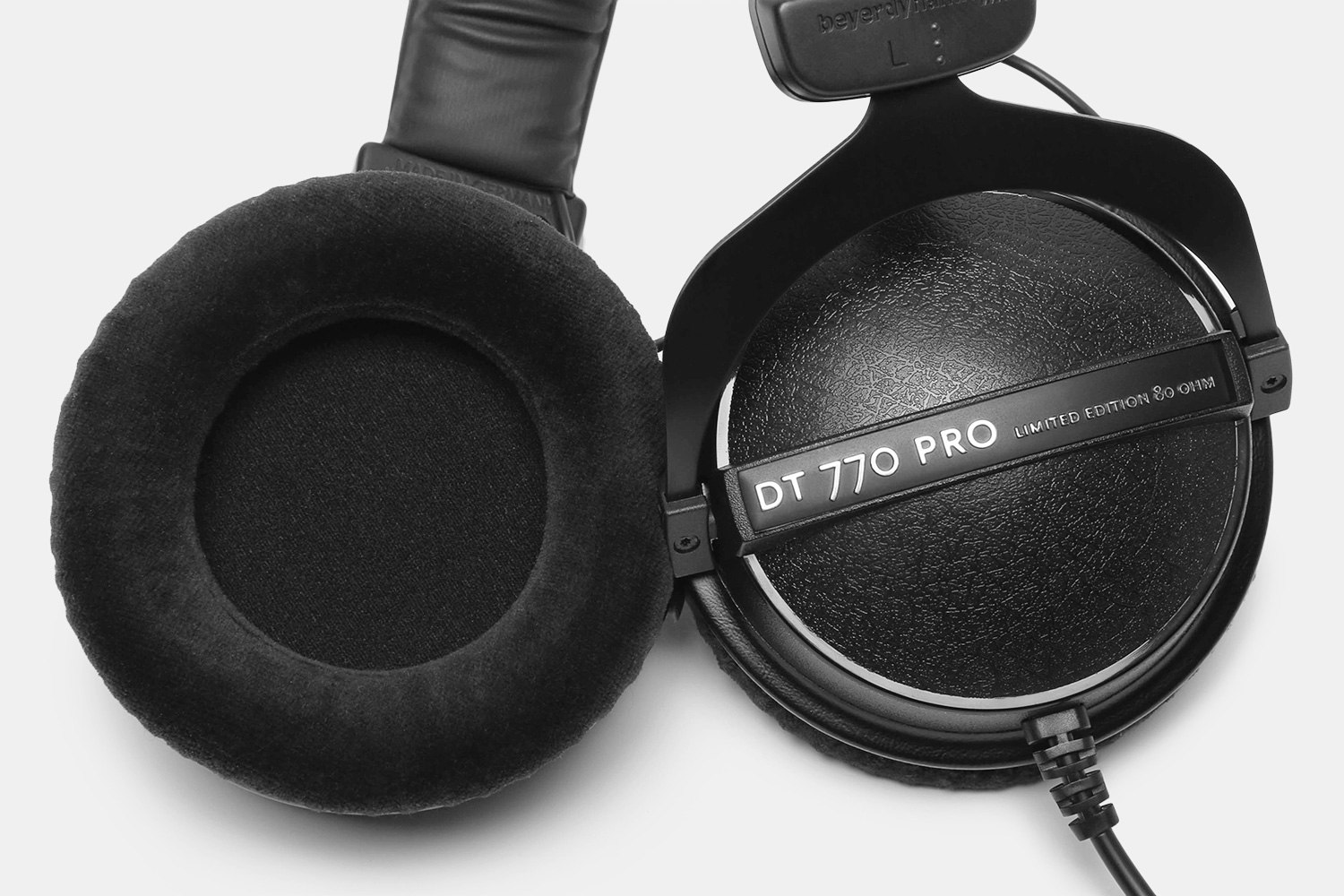 Beyerdynamic DT770 Pro | Price & Reviews | Drop