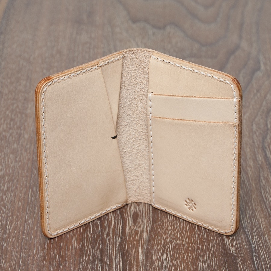 Curated Basics Bifold Wallet | Drop