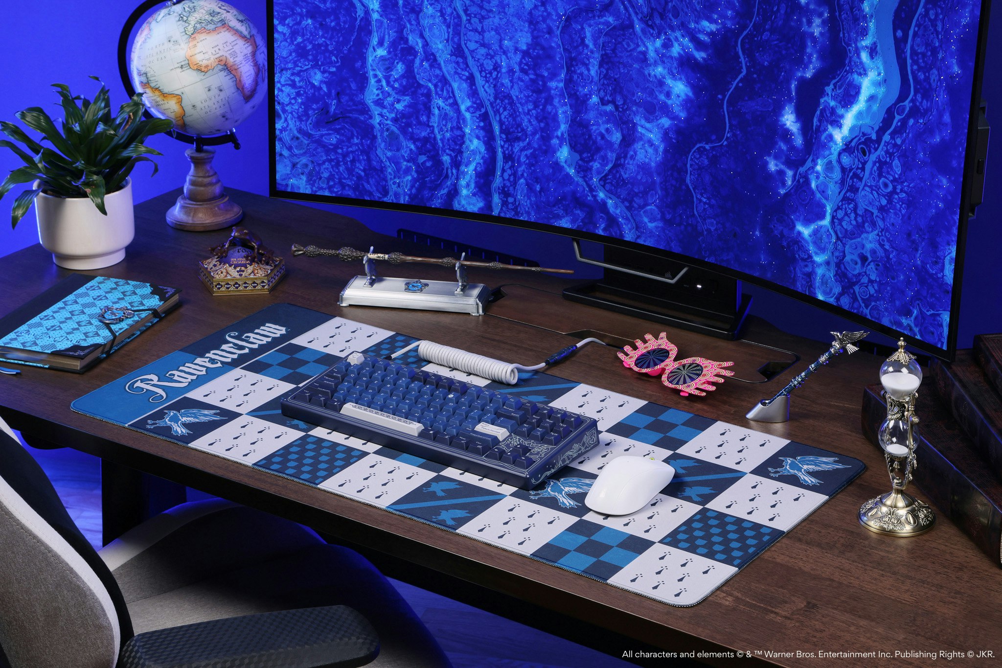 Drop + Harry Potter™ Quidditch™ Desk Mat - Gryffindor | Battlestations ...