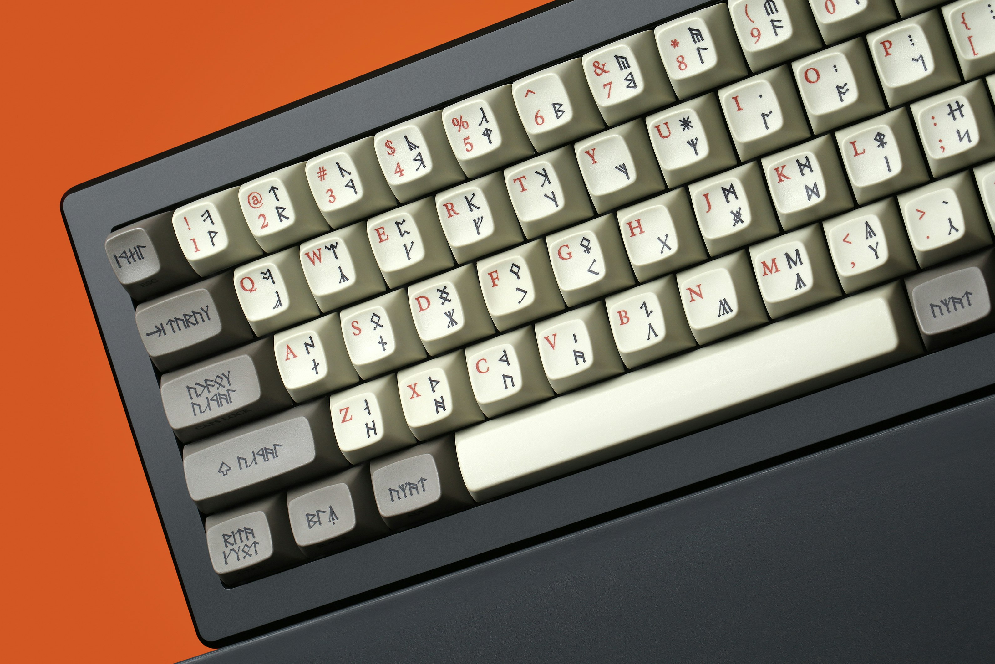 Drop + The Lord of the Rings™ MT3 Dwarven Keycap Set - Dwarvish Numpad ...