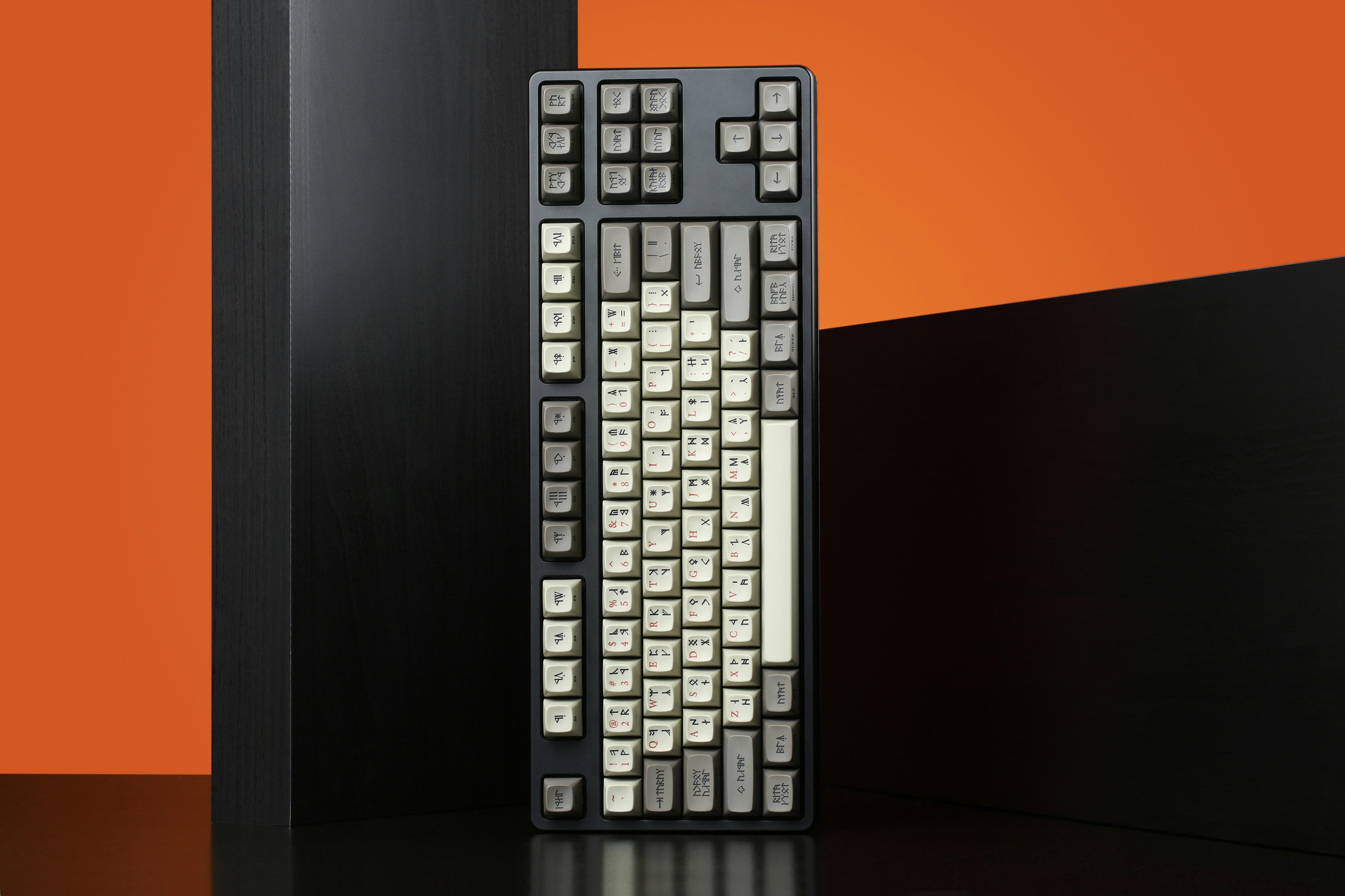 Drop + The Lord of the Rings™ MT3 Dwarven Keycap Set - Dwarvish Extras ...