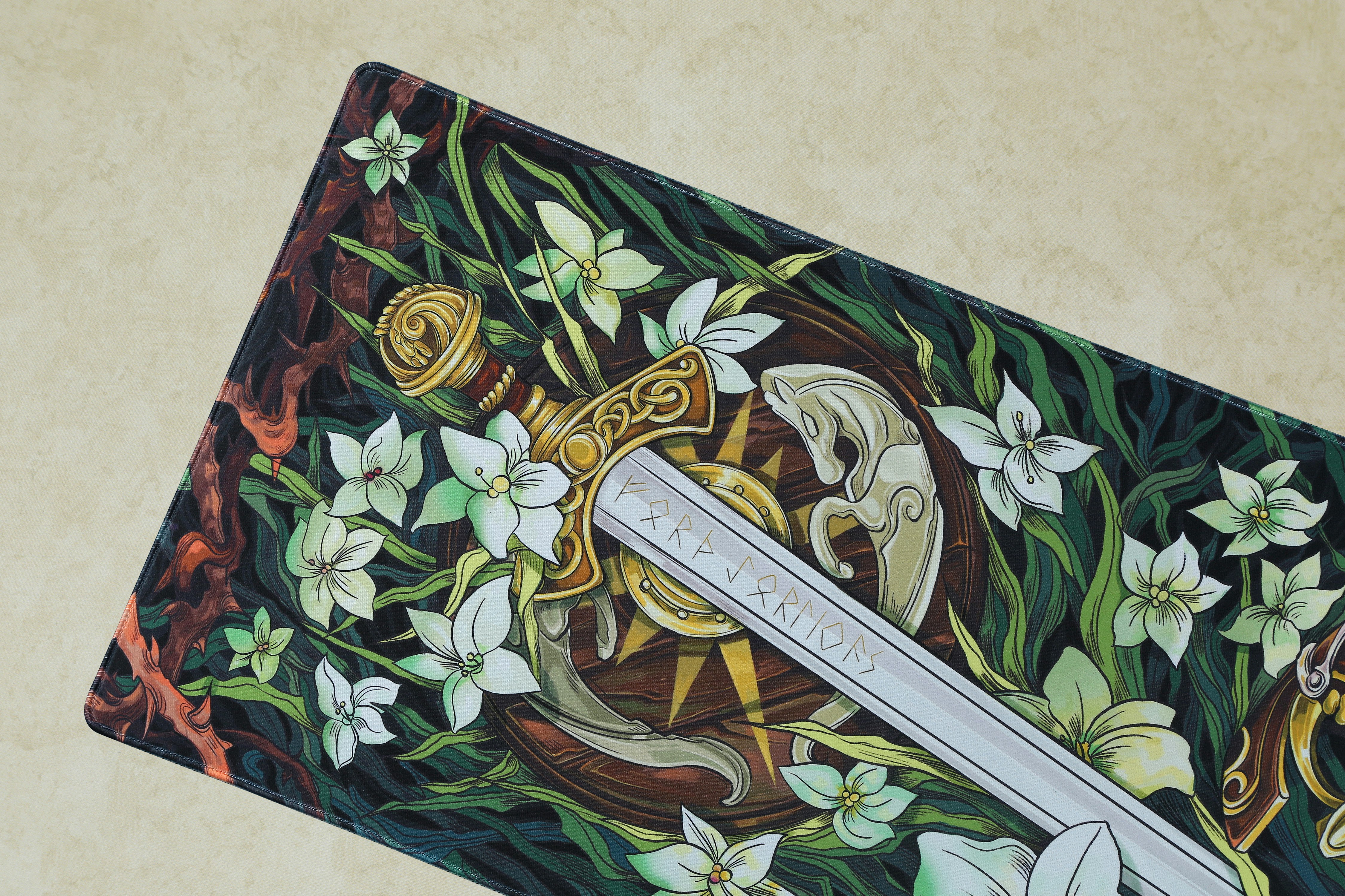 Drop + The Lord of the Rings™ Barrowfield Knight Desk Mat ...