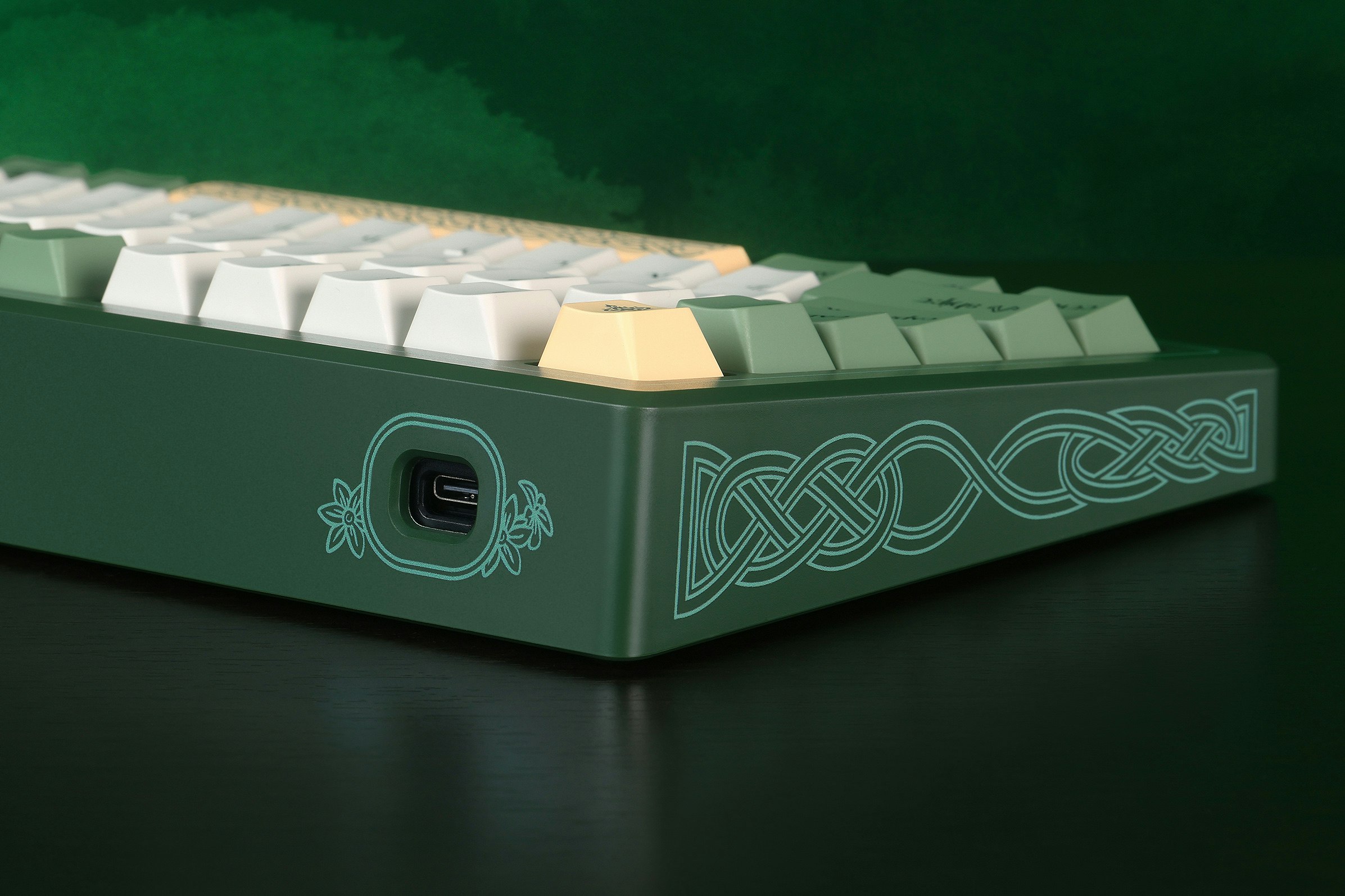 Drop + The Lord of the Rings™ Rohan™ CSTM80 Keyboard | Mechanical ...