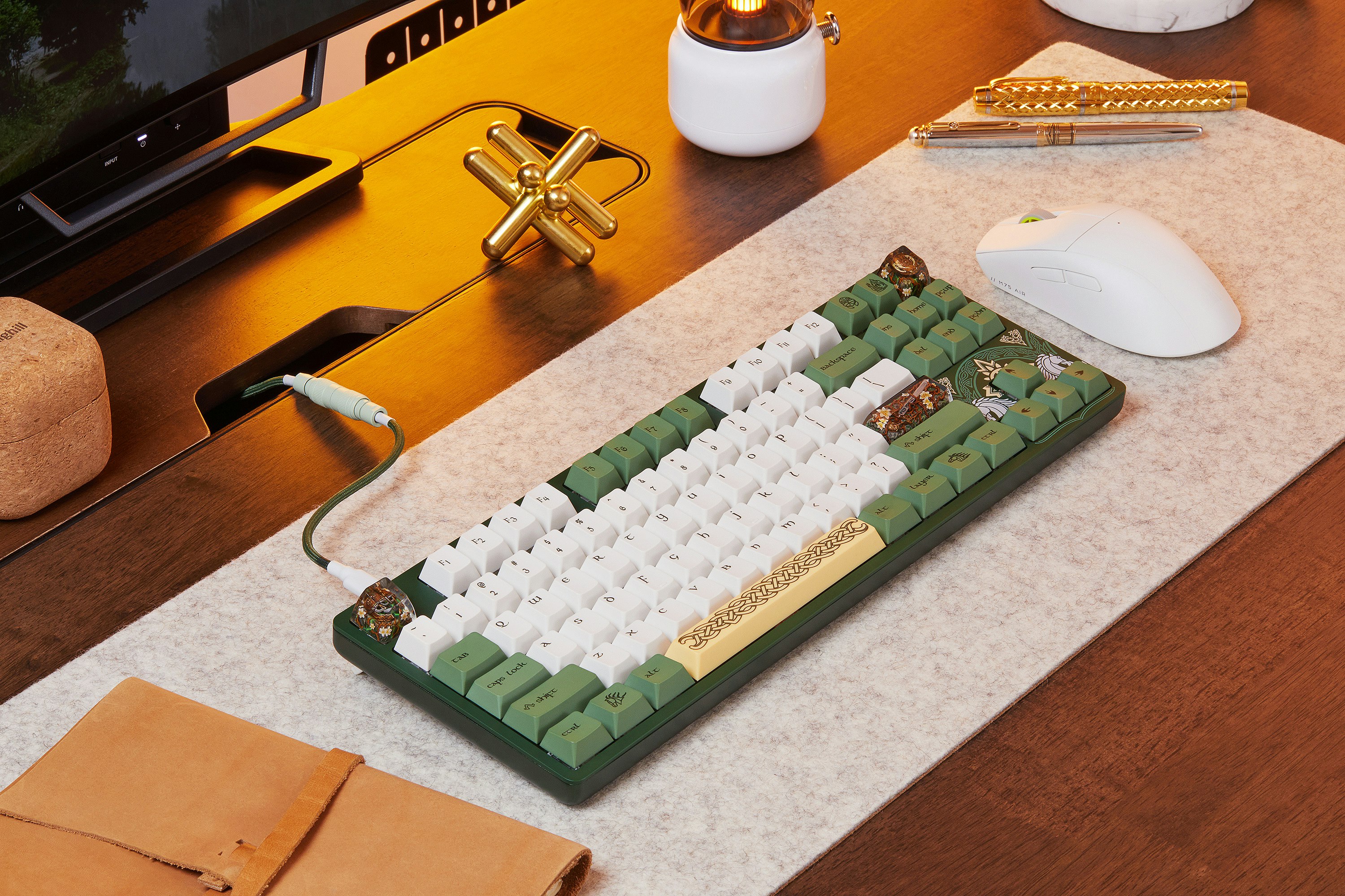 Drop + The Lord of the Rings™ Rohan™: Simbelmynë Artisan Keycaps ...