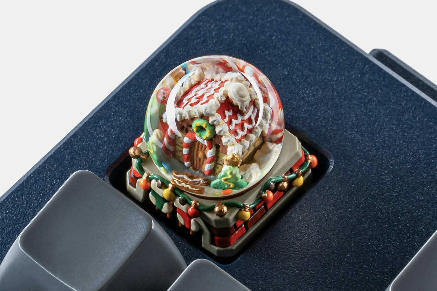 Dwarf Factory ArtiSANTA 2023 Christmas Artisan Keycaps - Sweet House ...