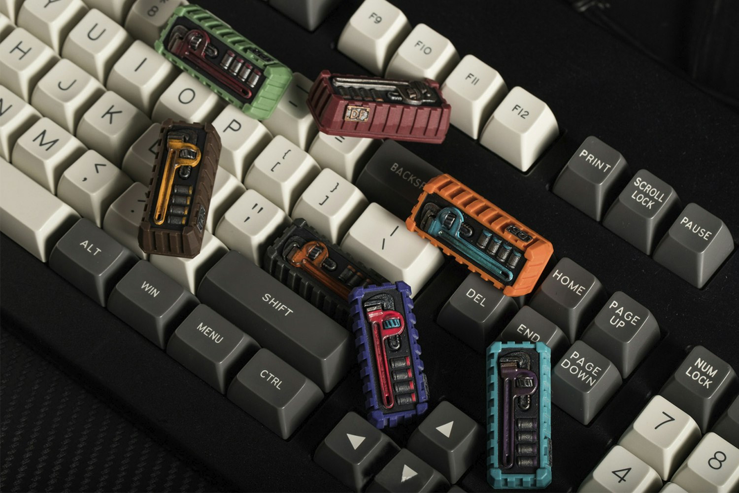 Dwarf Factory Wrecker Artisan Keycap | Mechanical Keyboards | Keycaps ...