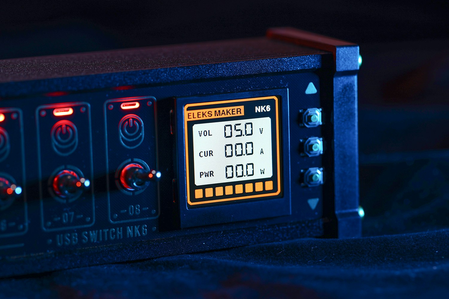 Eleks NK6P USB HUB Pro 36W Power Console | Battlestations | Desk ...