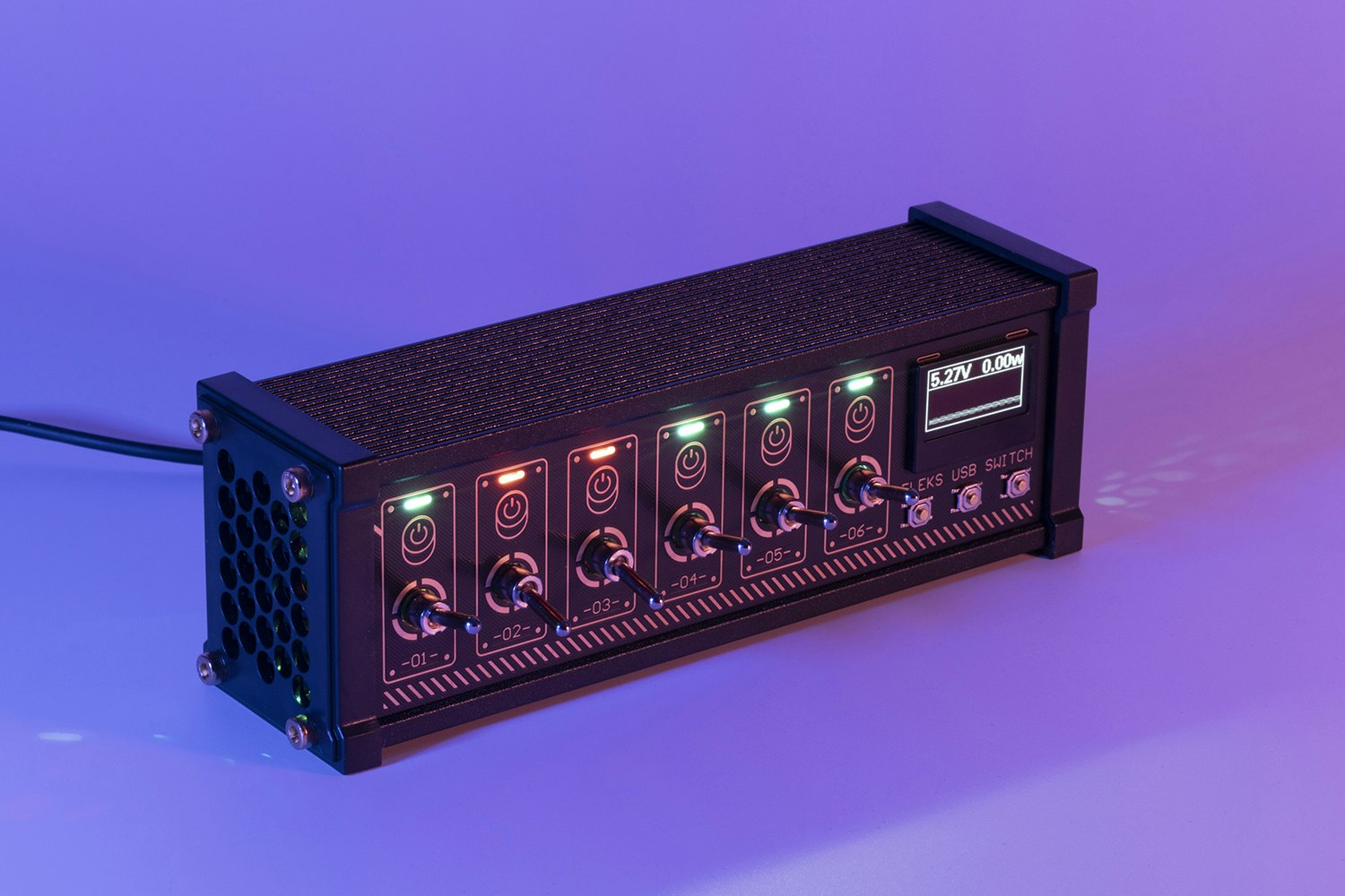 Eleks Power Console and USB Hub | Battlestations | Desk Accessories ...