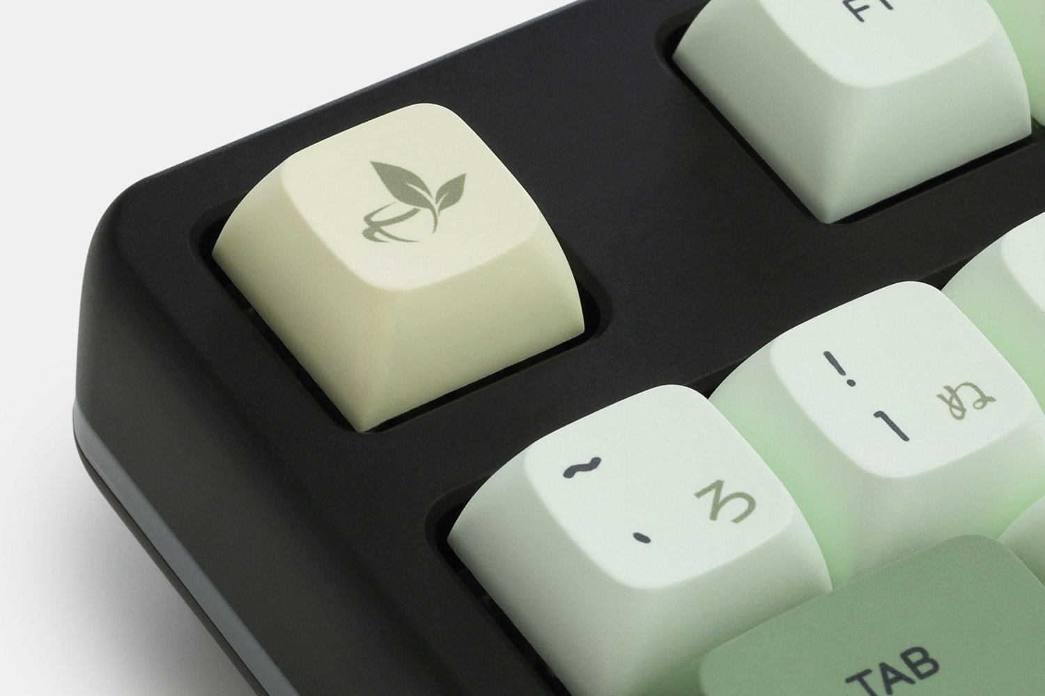 GKs XDA V2 Dye-Subbed PBT Matcha Keycap Set | XDA Profile Keycaps | Drop
