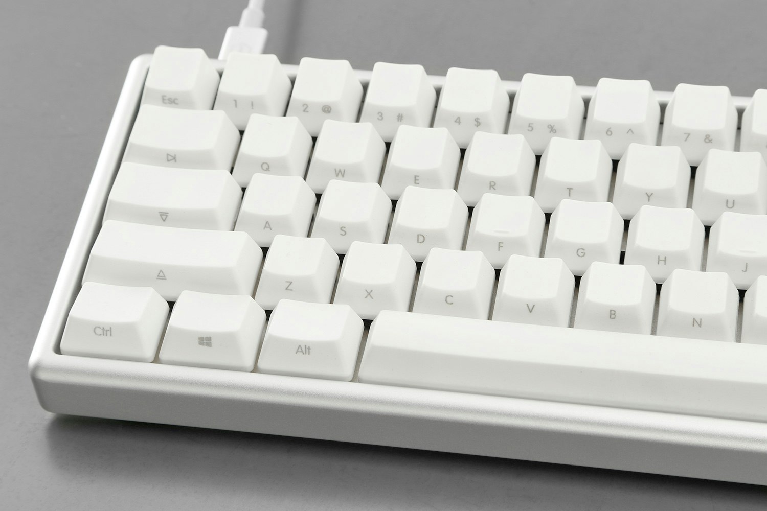 IQKB 62-Key Mechanical Keyboard | Mechanical Keyboards | Mini ...