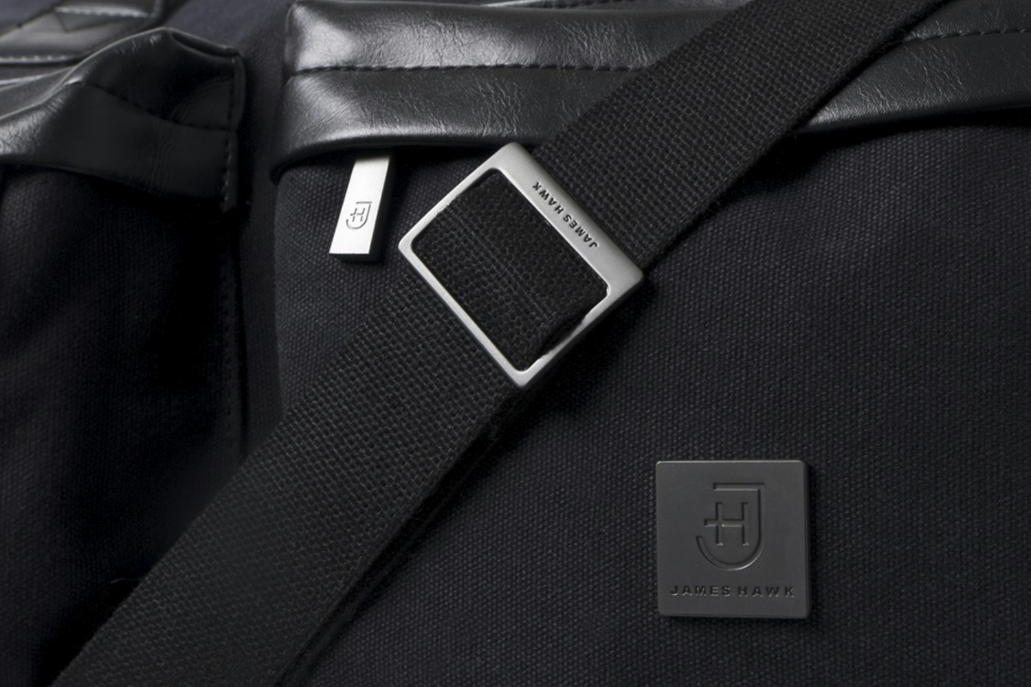 James Hawk Suit Weekender | Backpacks | Large Backpacks | Drop