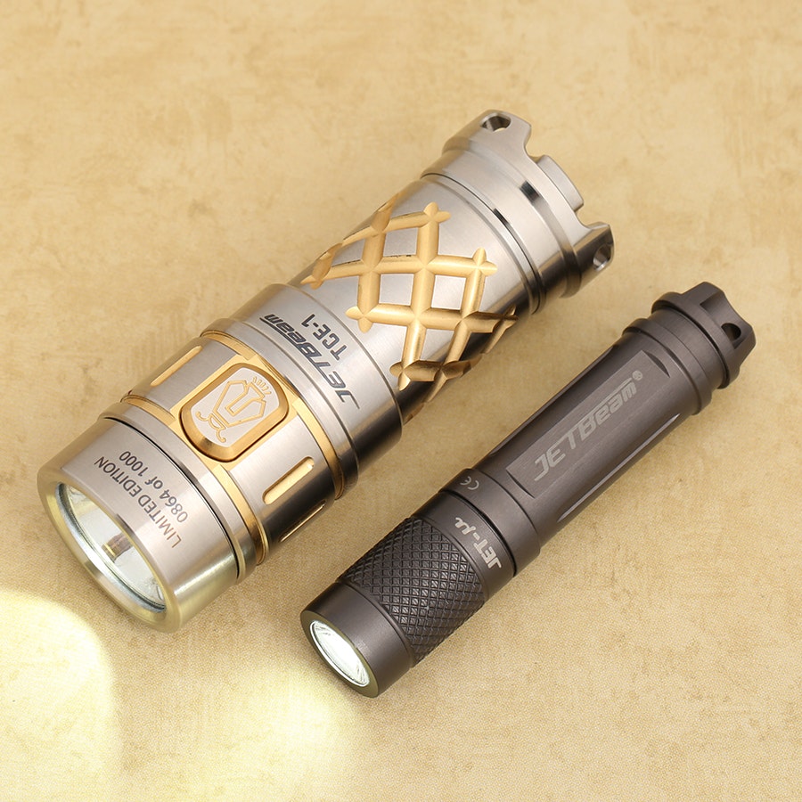 JETBeam TCE-1 + Micro AAA Bundle | Flashlights | Small Flashlights | Drop