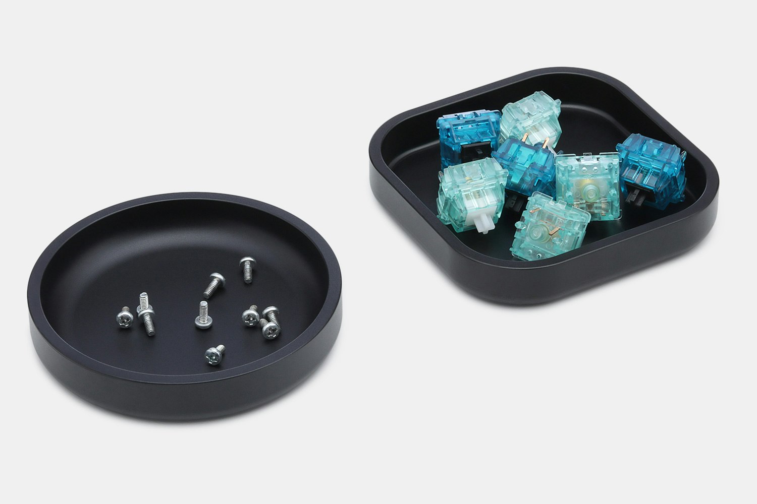 Keycadets Anodized Aluminum Screw Tray | Battlestations | Desk ...