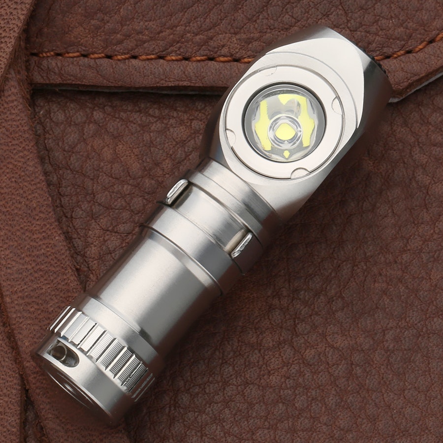 MecArmy FM11 Flashlight | Flashlights | Pocket Flashlights | Drop