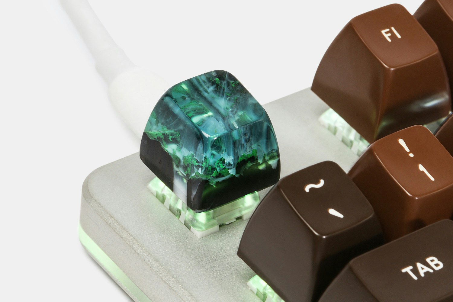 Mini Iceland Wood & Resin Artisan Keycaps | Mechanical Keyboards ...