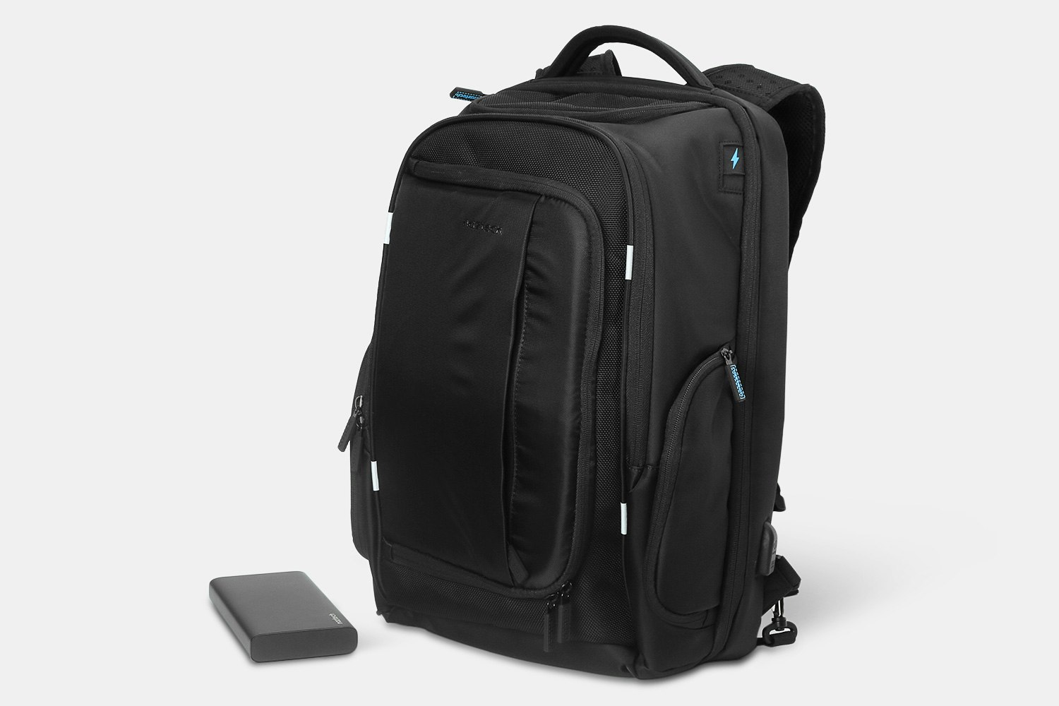 Naztech SmartPack w/ Power Bank Option | Backpacks | Large Backpacks | Drop