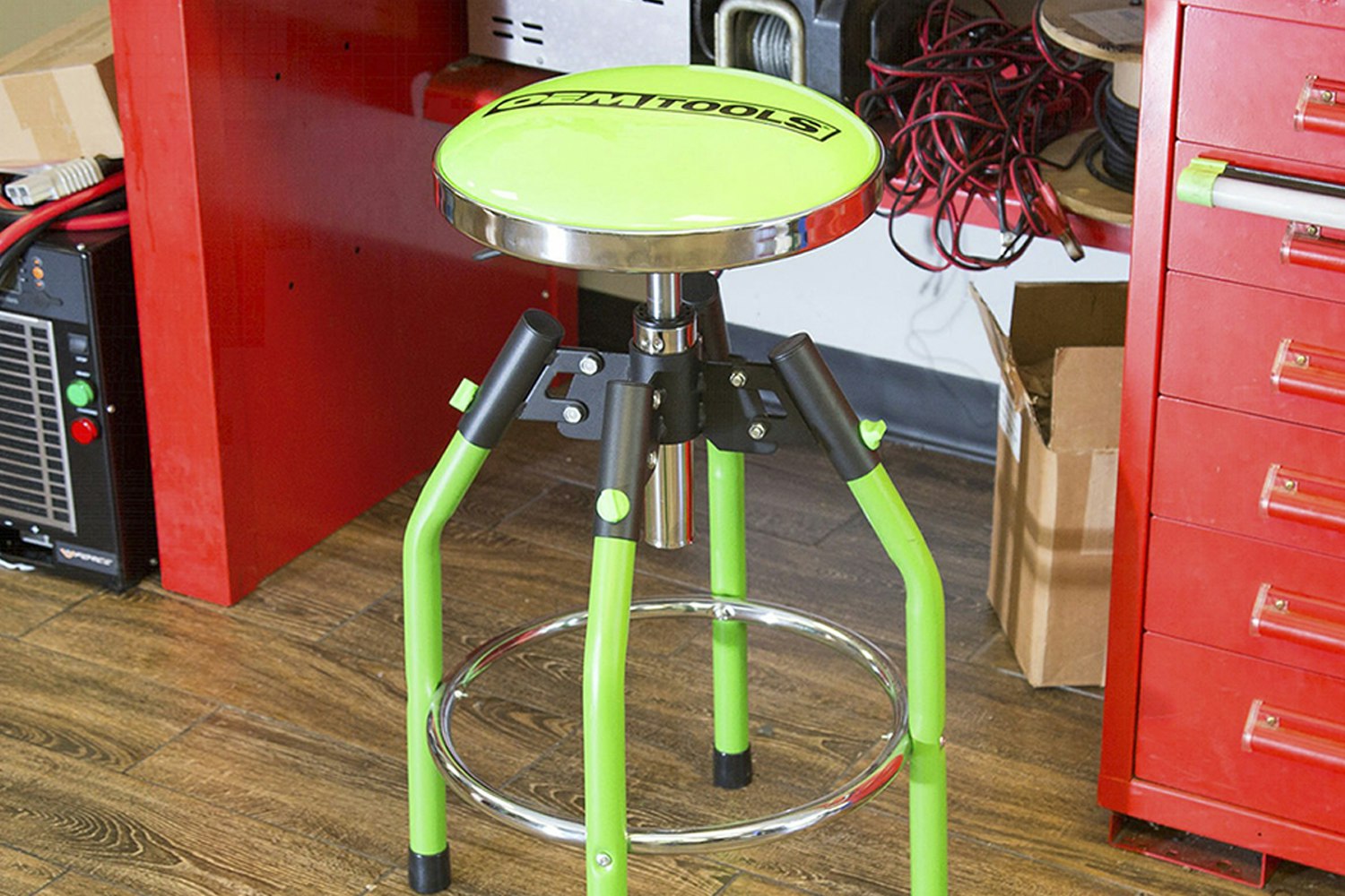 OEM Tools Adjustable Hydraulic Shop Stools | Tools | Automotive Tools ...