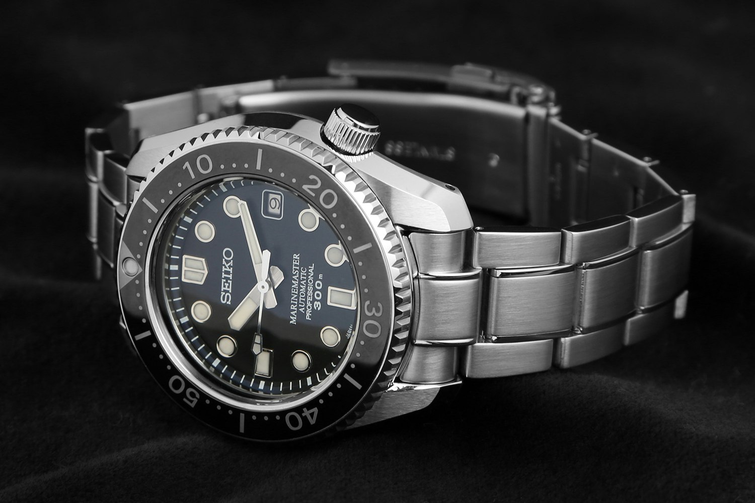 Seiko MarineMaster 300M SBDX001 Watch | Watches | Dive Watches | Drop