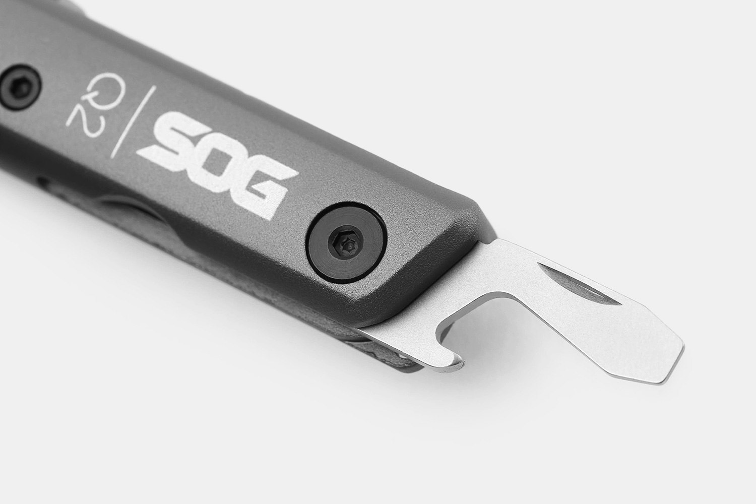 SOG Baton Q2 Multi-Tool | Multi-Tools | Drop