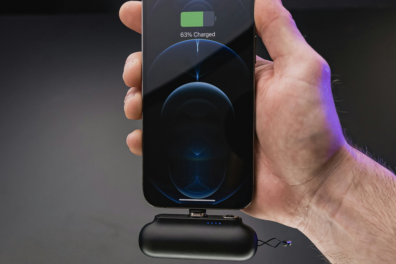 STATIK Snap-N-Charge Universal Power Bank | Battlestations | Desk ...