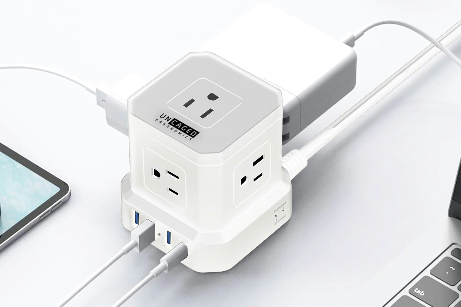 Uncaged Ergonomics Cube USB Power Strip | Battlestations | Desk ...