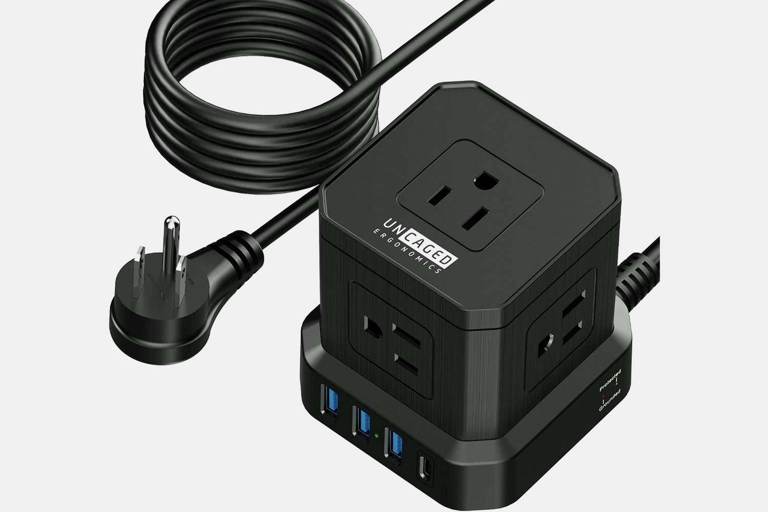 Uncaged Ergonomics Cube USB Power Strip | Battlestations | Desk ...