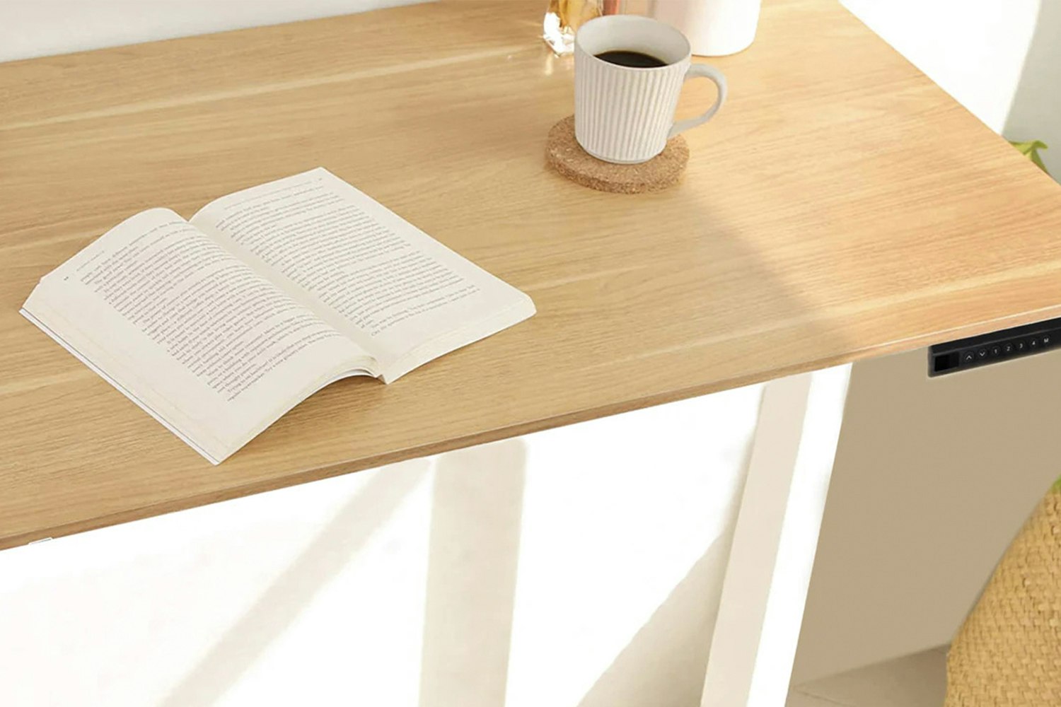 Uncaged Ergonomics Rise Up Essential Standing Desk | Battlestations ...